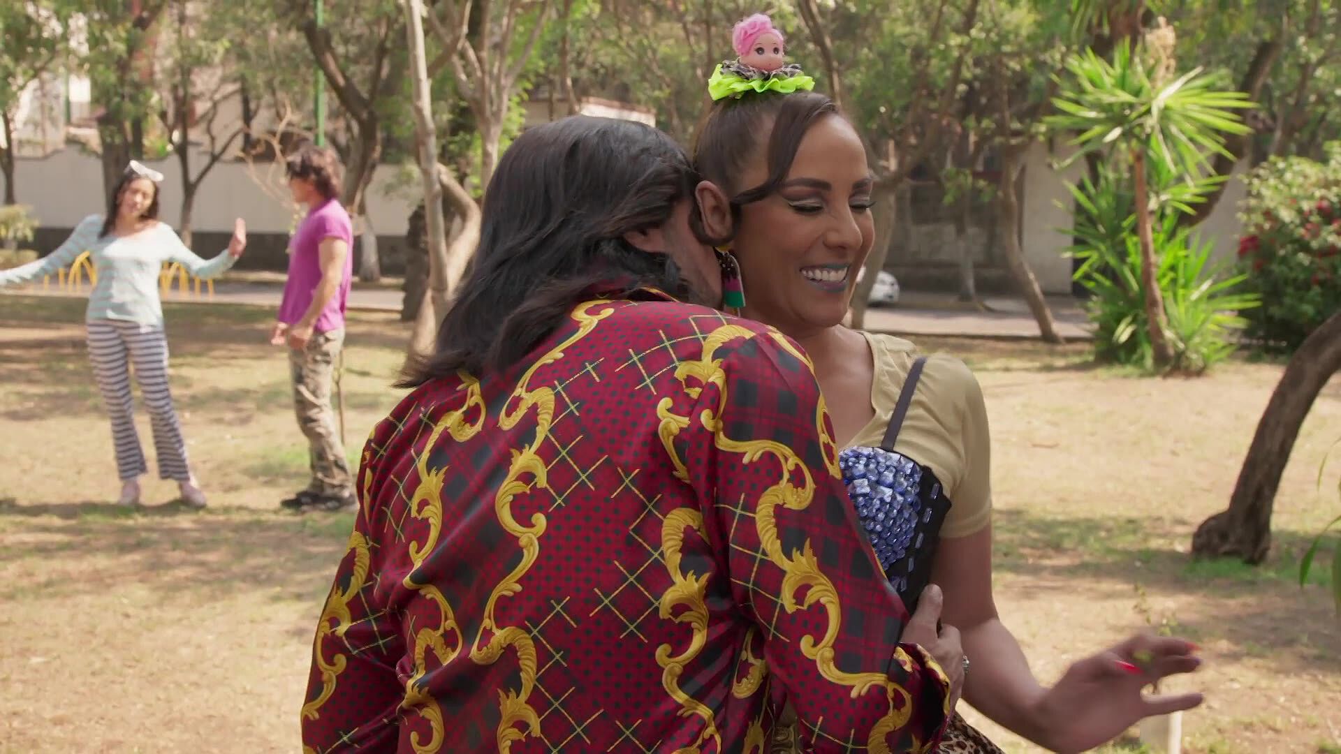 Albertano y Nacaranda le dan rienda suelta a la pasión en ‘Tal para ...