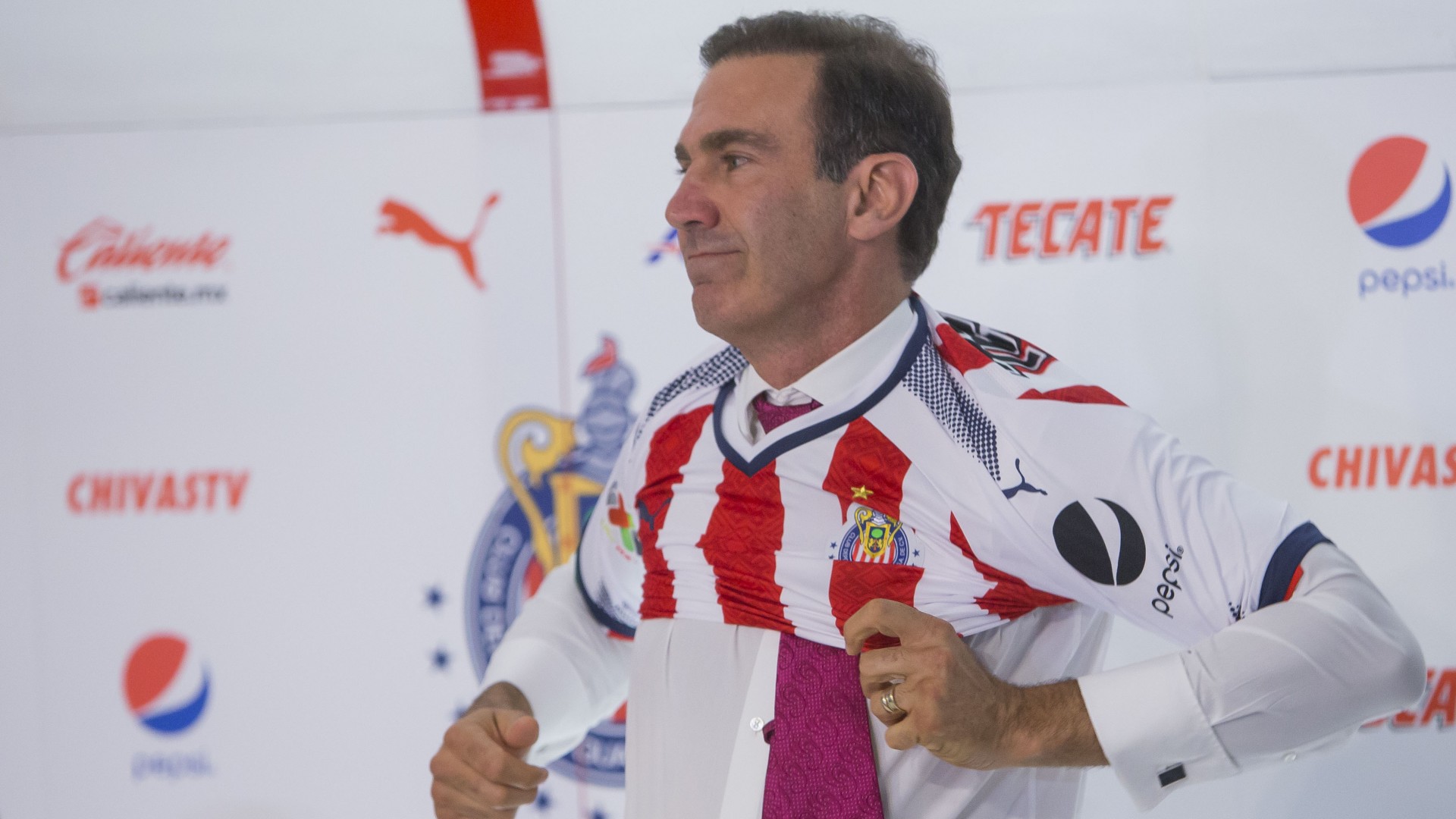 Francisco Gabriel de Anda, presentado como director deportivo de Chivas ...