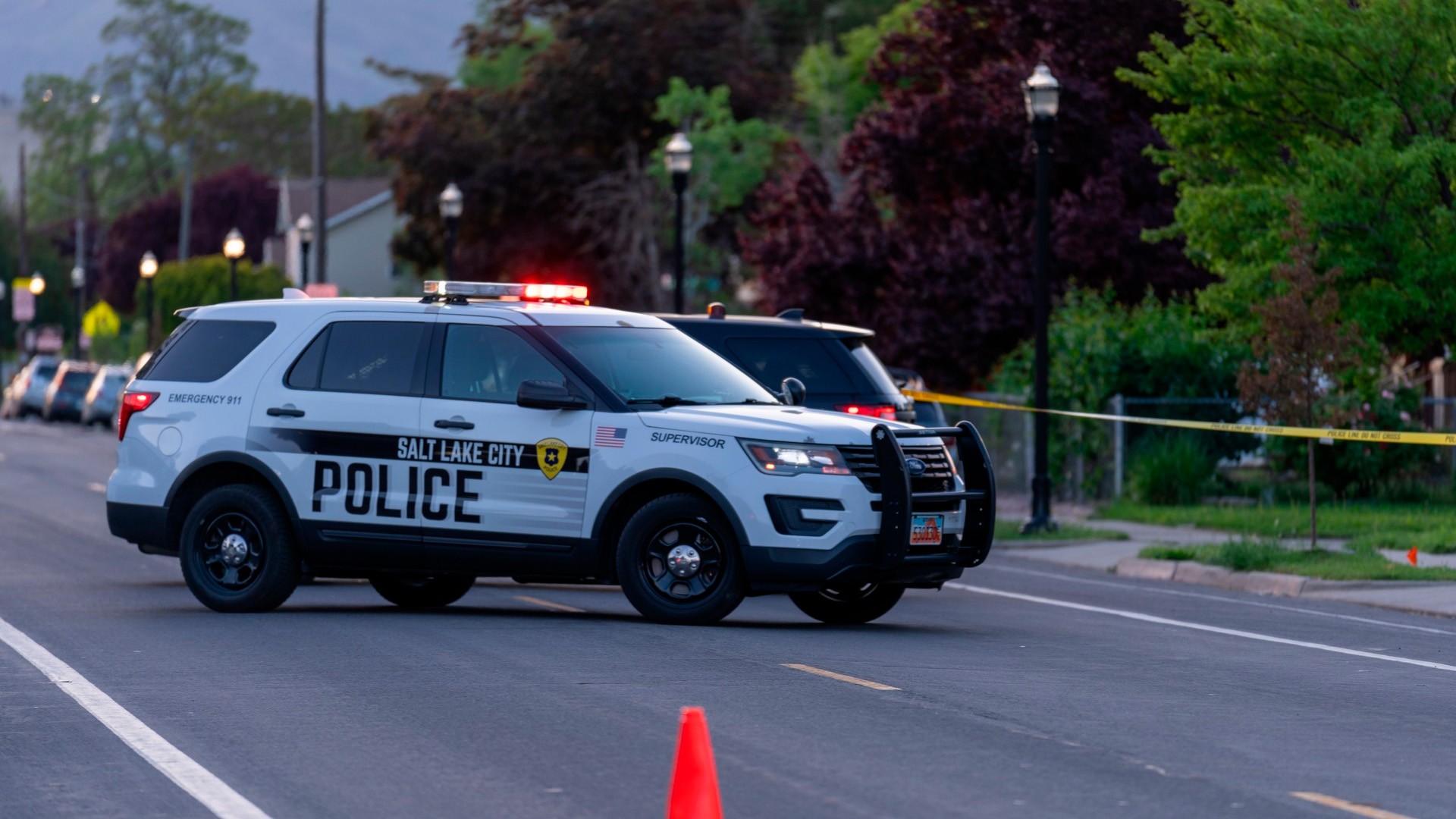 Padre mata a su hijo de 6 años y luego se quita la vida en Salt Lake ...