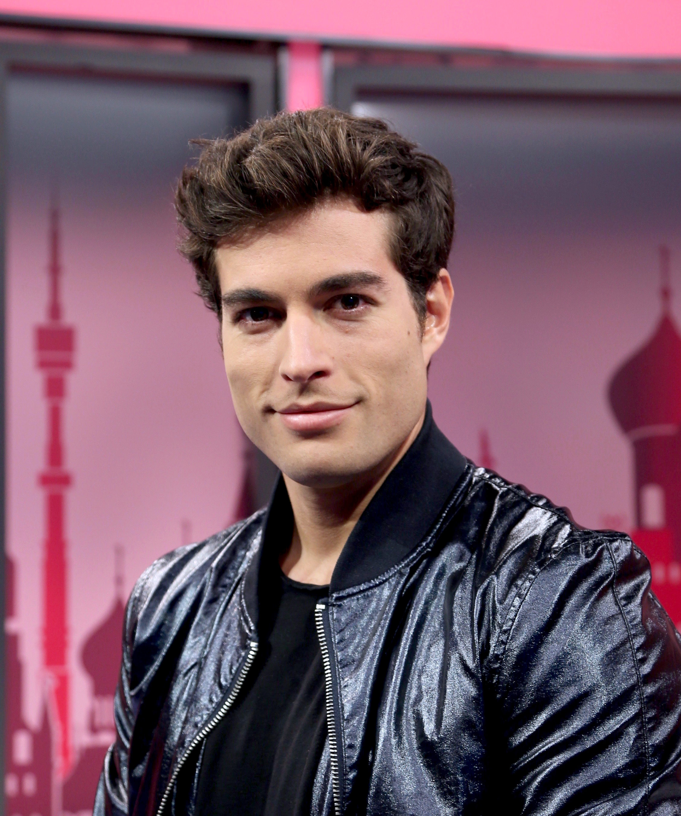 Danilo Carrera sorprende al confesar que sueña con casarse y tener ...