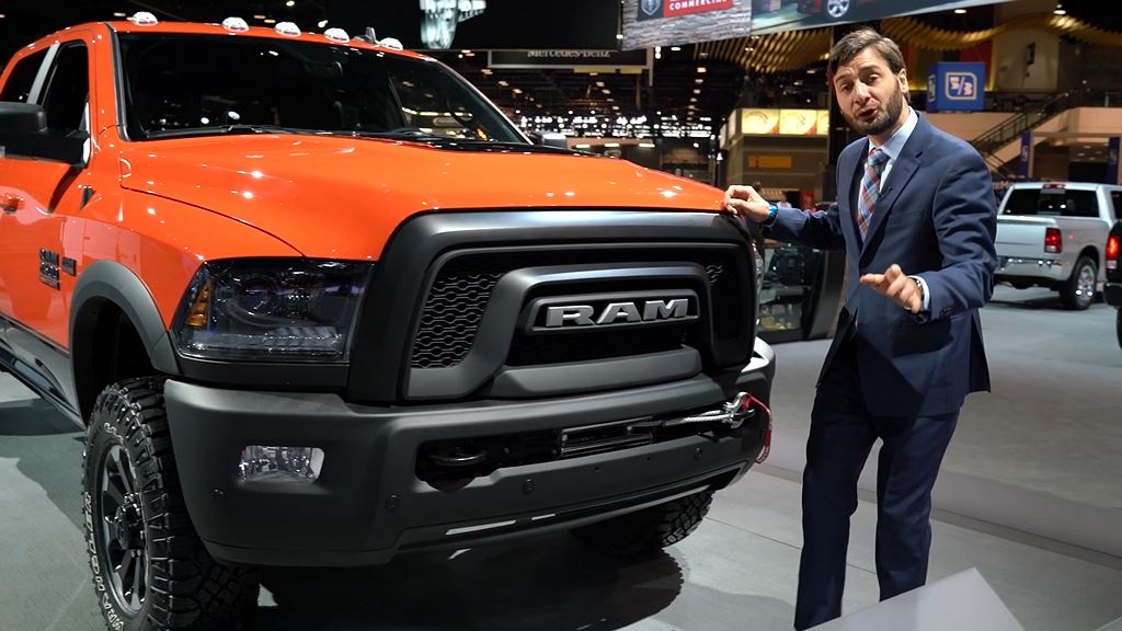 Chicago 2016: RAM Power Wagon 2017 | A Bordo | Univision