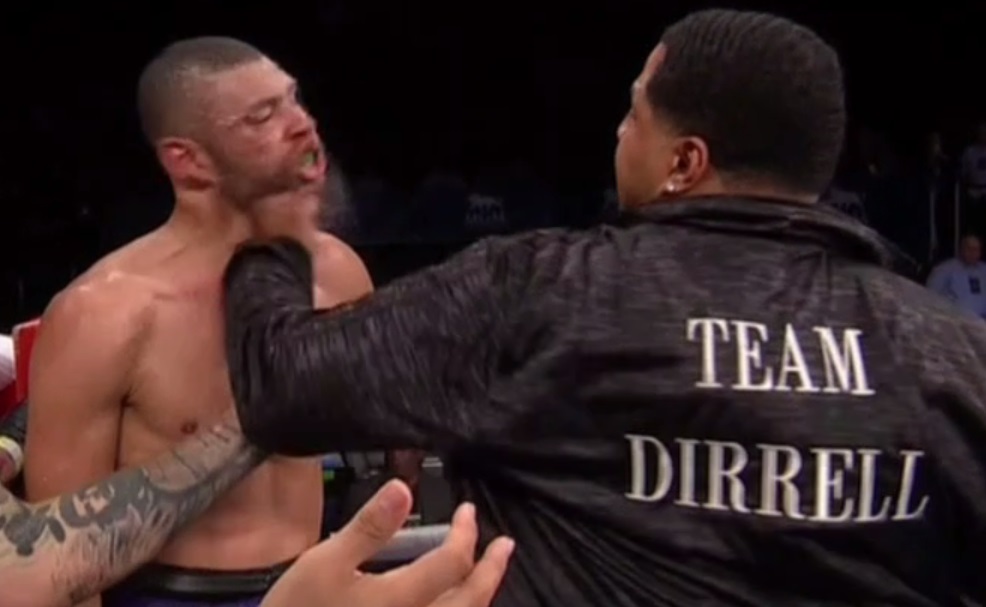 El venezolano José Uzcátegui fue agredido por el equipo de Andre Dirrell | TUDN Boxeo | TUDN