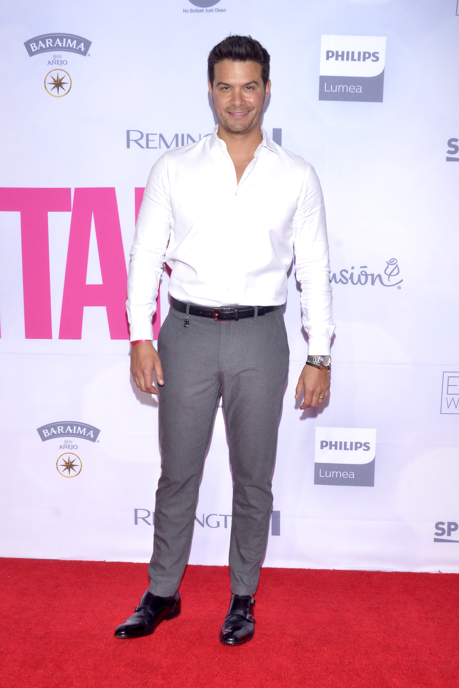 Brandon Peniche se convierte en padre de una niña | Las Estrellas Home ...