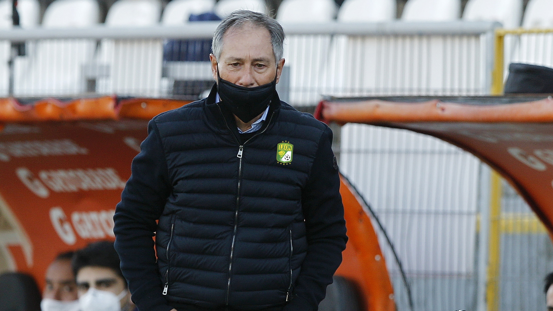 Ariel Holan busca plasmar la identidad del Manchester City y Liverpool ...