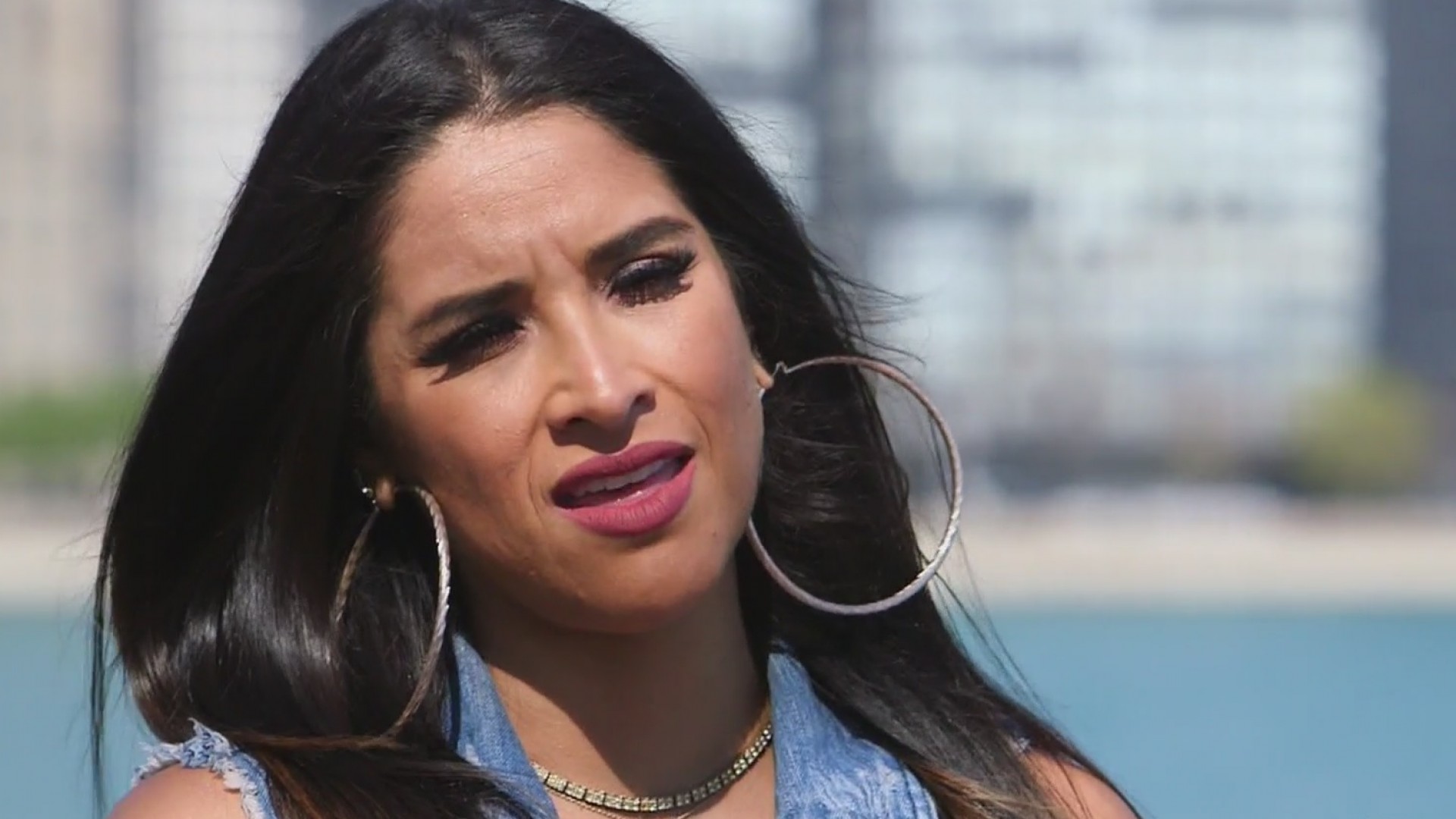 El primer contrato de Jazmín López fue con la misma disquera de su ...