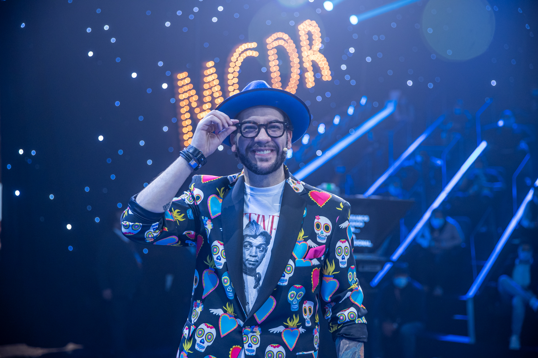 Faisy paga su apuesta y así imitó una foto de Michelle Rodríguez ...