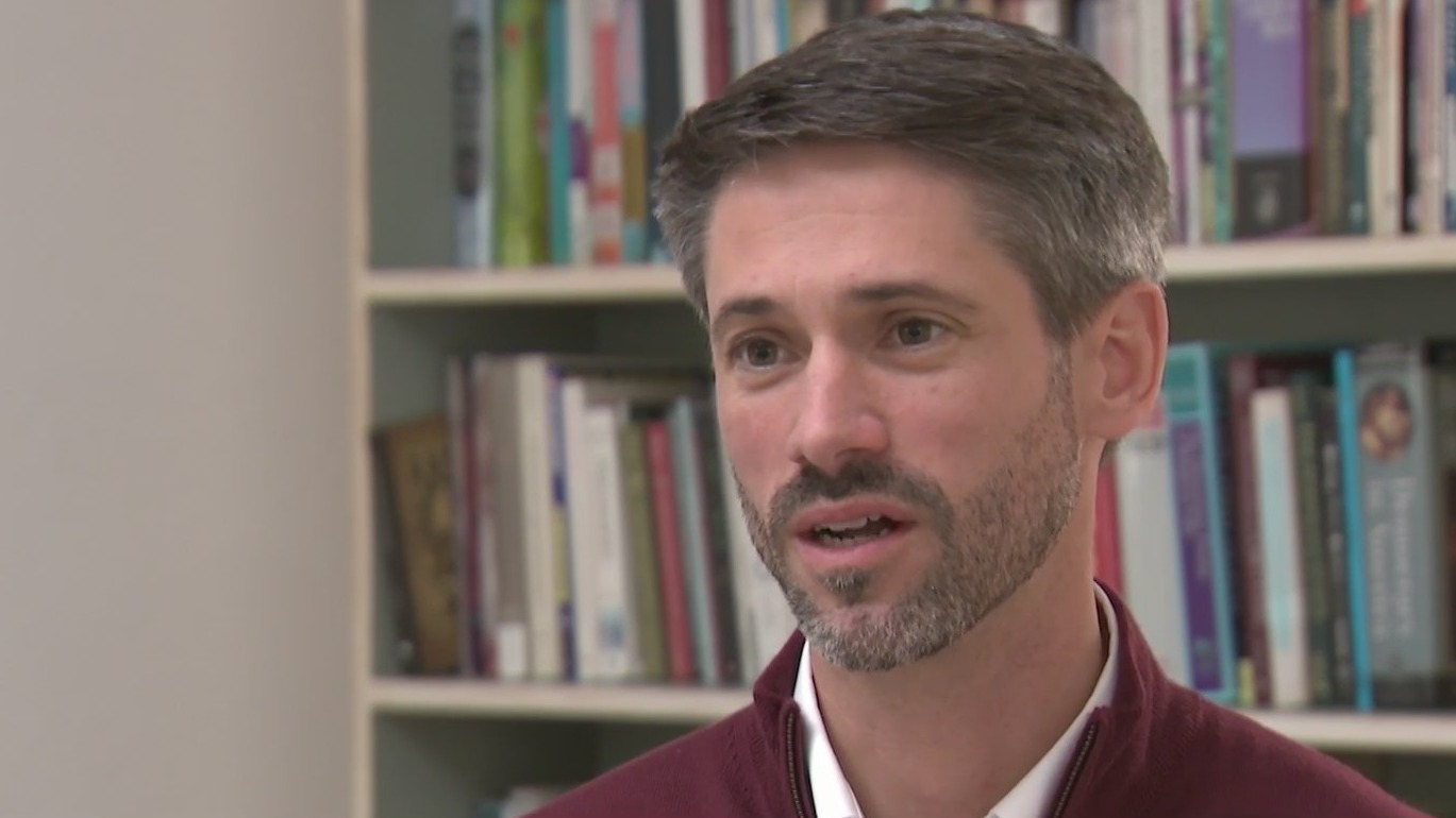 Matt Mahan ve con optimismo los resultados preliminares que lo colocan ...