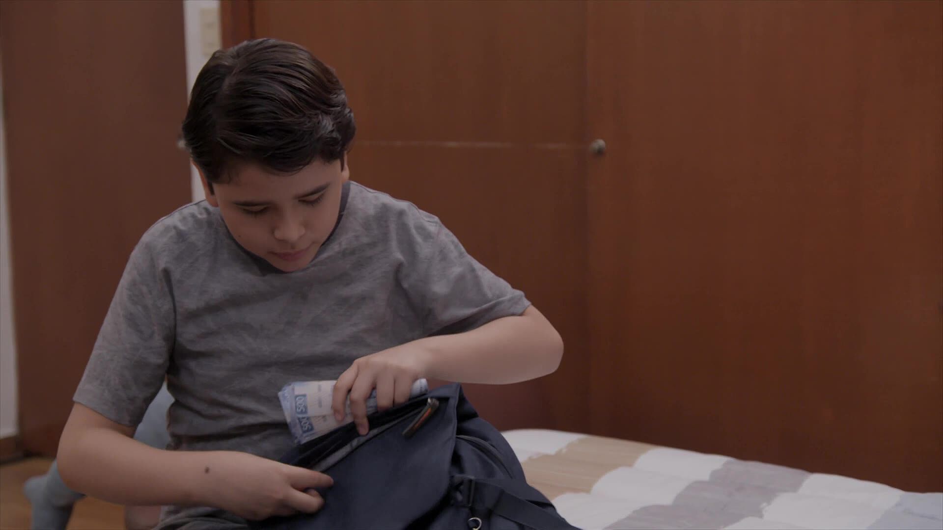 La Rosa de Guadalupe: Alejandro le roba dinero a su papá | Shows La Rosa de Guadalupe | Las ...