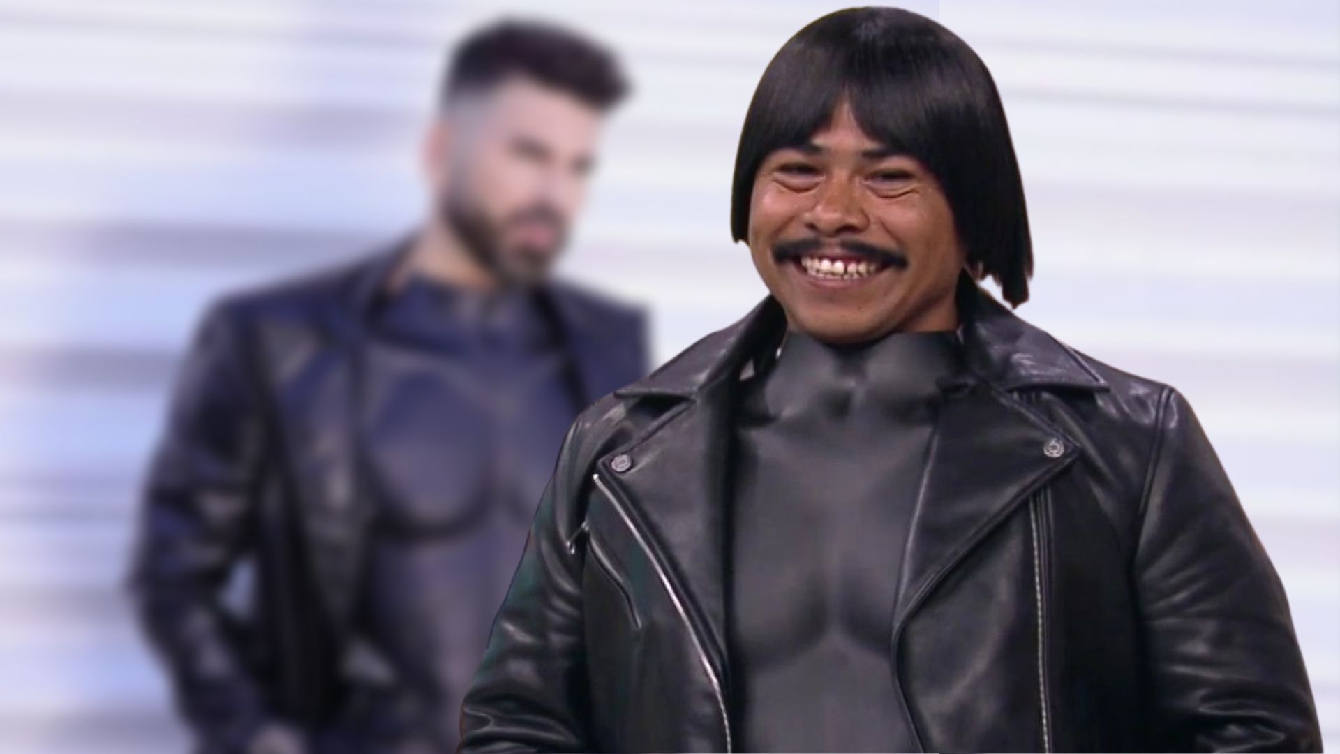 El Chaparro Chuacheneger robó suspiros al aparecer vestido como Jomari Goyso: "Igualitos ...