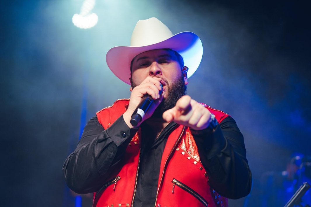 El Fantasma: Así se ve el video de 'Fuera de Servicio', su nuevo tema ...