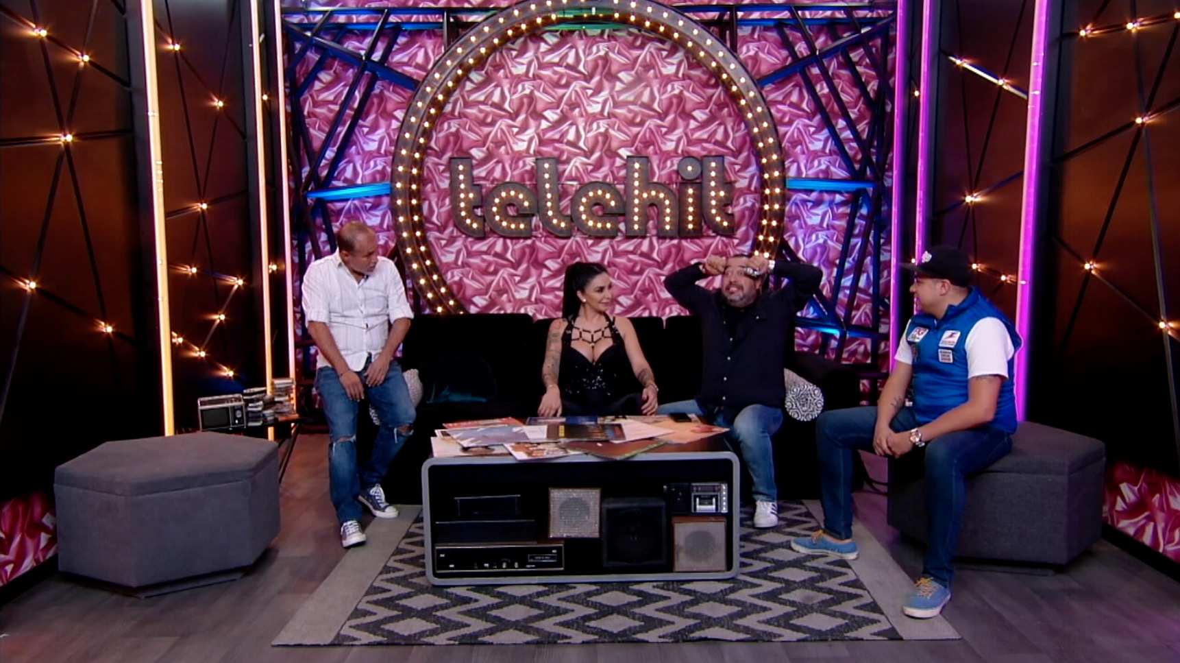 Dosis de humor en un capítulo más de ‘Guerra de Chistes’ | Shows Guerra ...