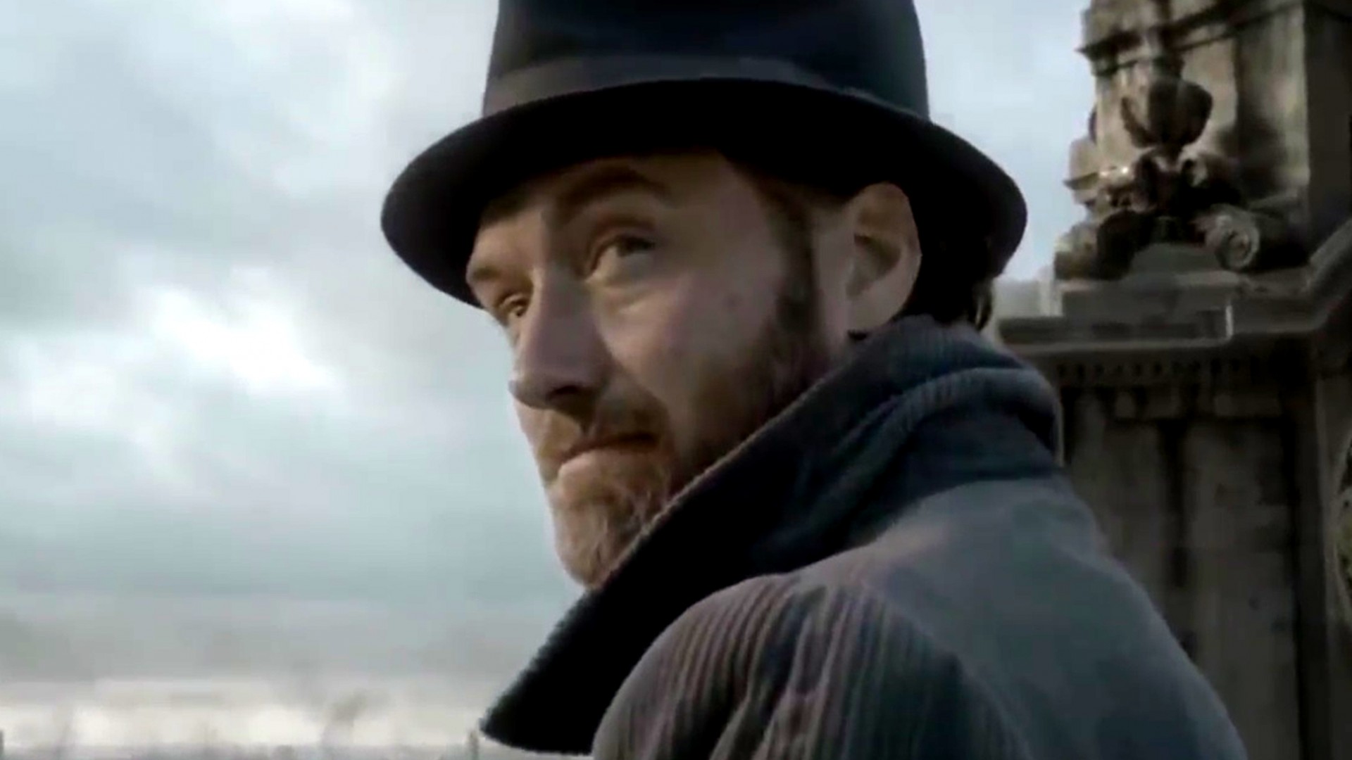 Jude Law da vida a un personaje icónico de Harry Potter en 'Fantastic ...