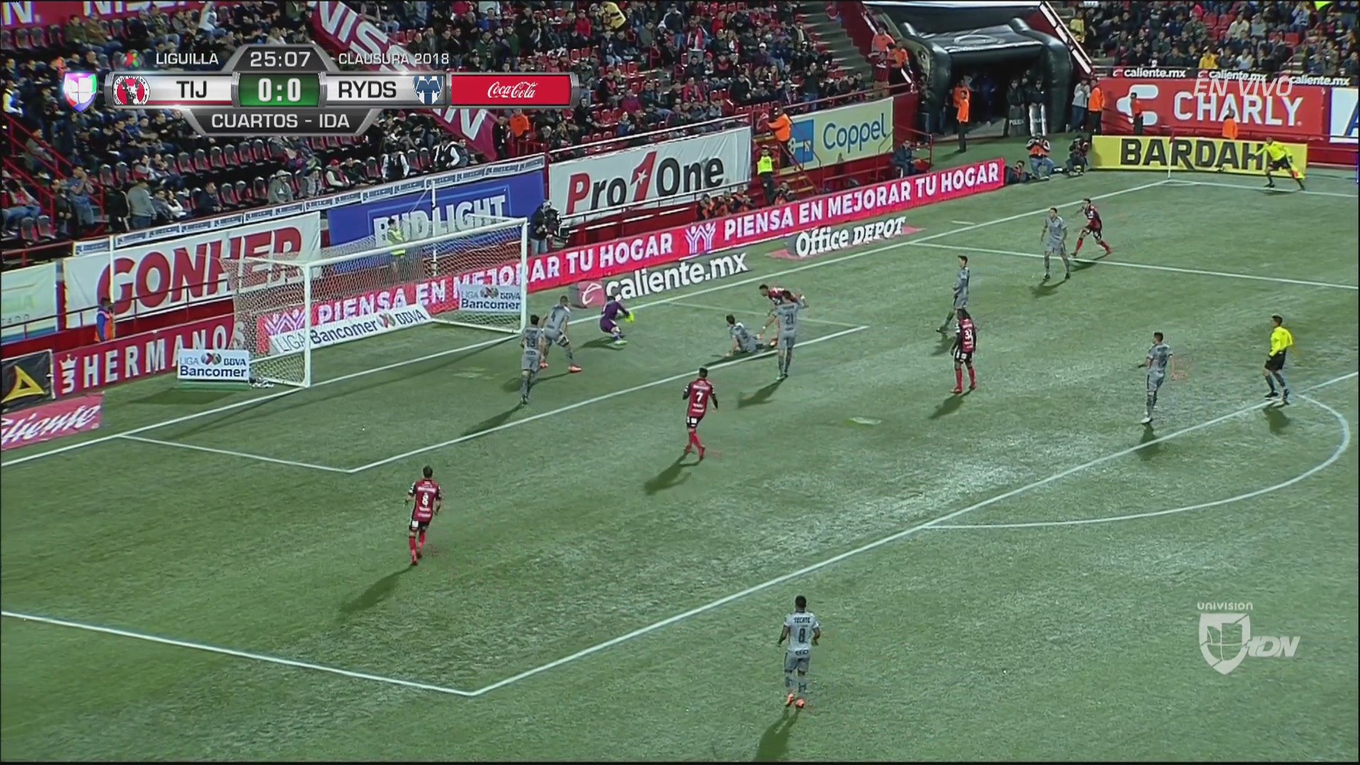 Lucero desperdicia una clara y se pierde el primero de Xolos | Deportes ...