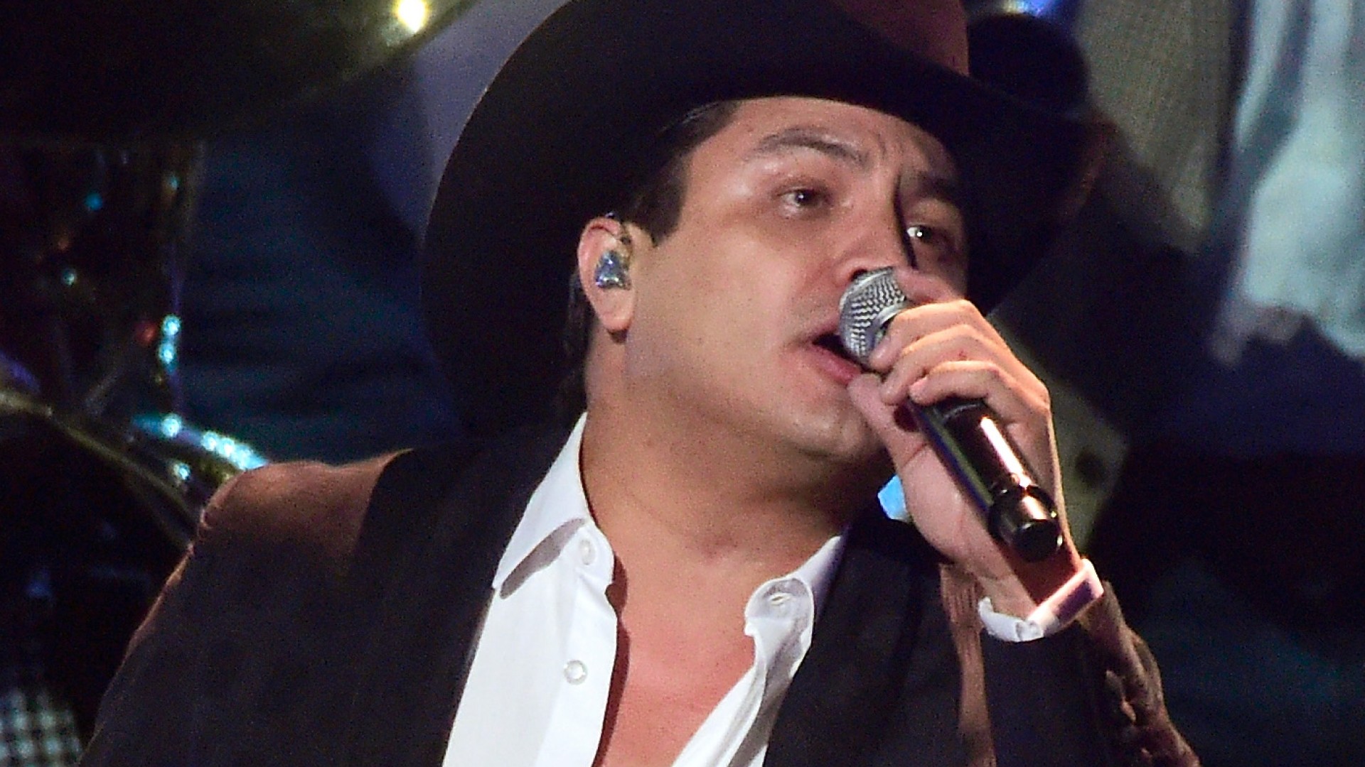 A Julión Álvarez le han propuesto llevar su biografía a la televisión y ...