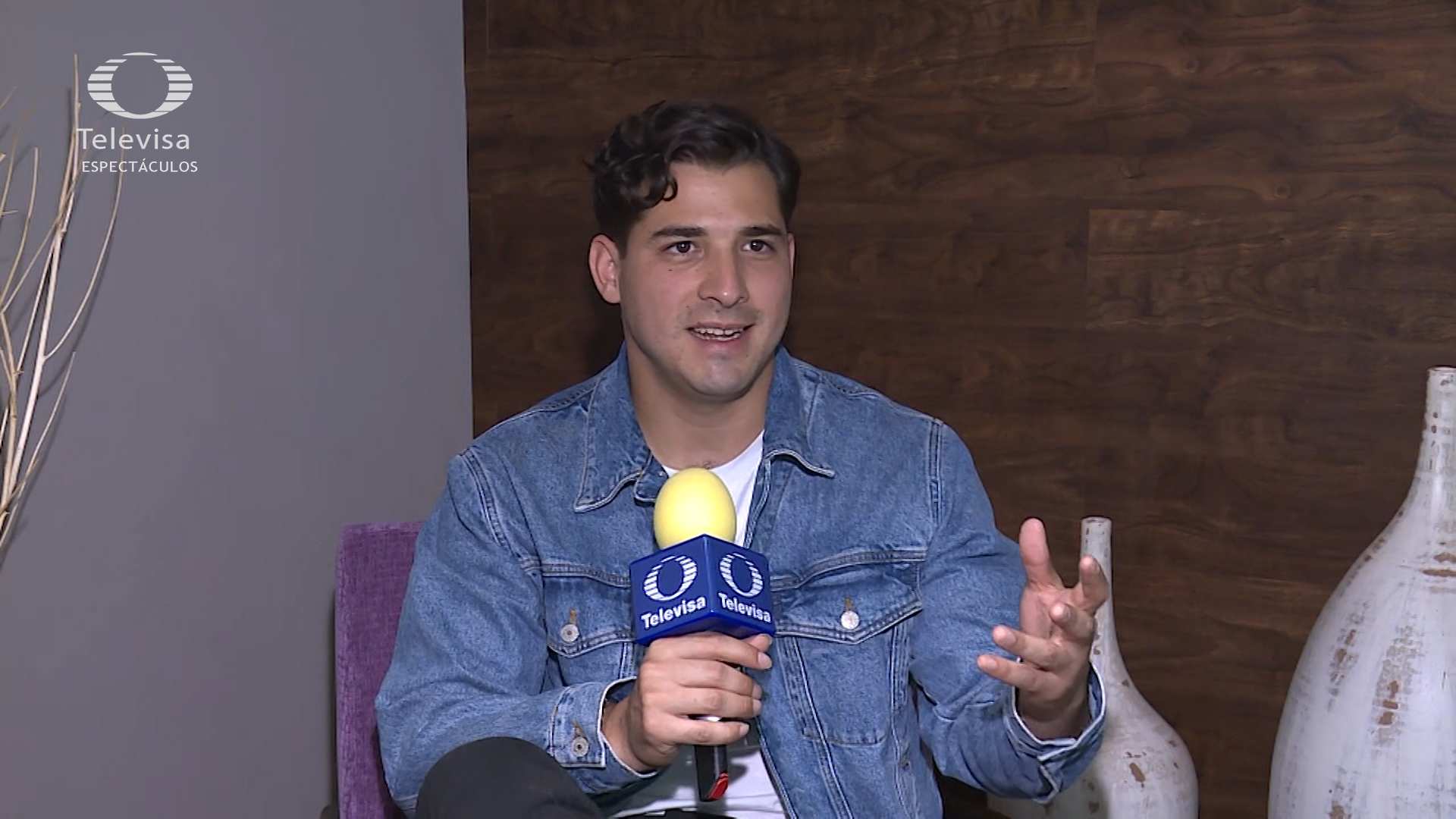 Julio Ramírez comparte su lado mas íntimo | Shows Espectáculos | Las Estrellas