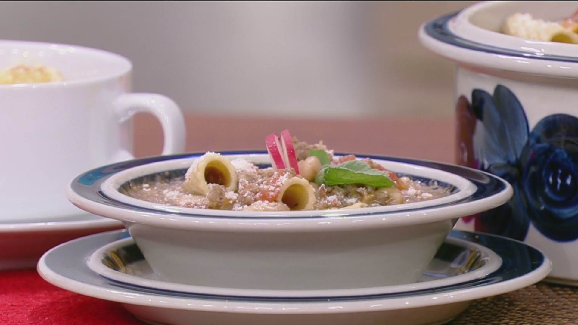 ¡Para el frío! Prepara esta sopa de cebolla con el chef Pepín | Shows ...