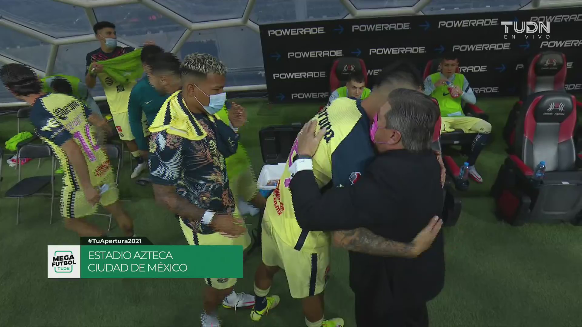 ¿Error? En el Azteca confundieron al Piojo con Jorge Almada | Deportes ...