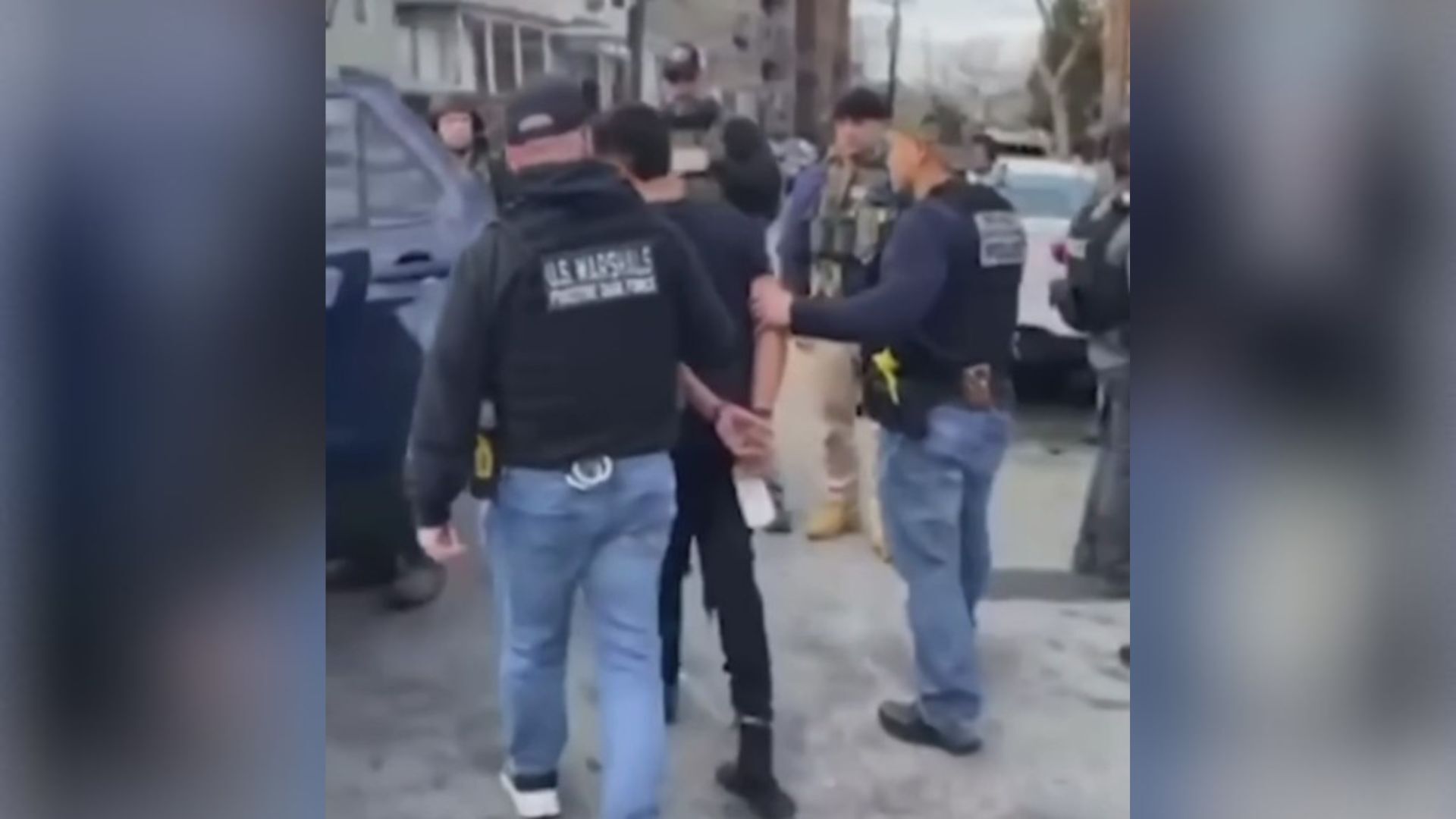 Así fue el momento del arresto del adolescente acusado de un tiroteo en ...