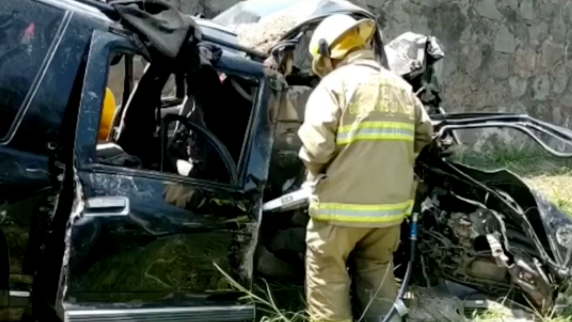 Estas son las imágenes del aparatoso accidente donde murieron 8 músicos ...