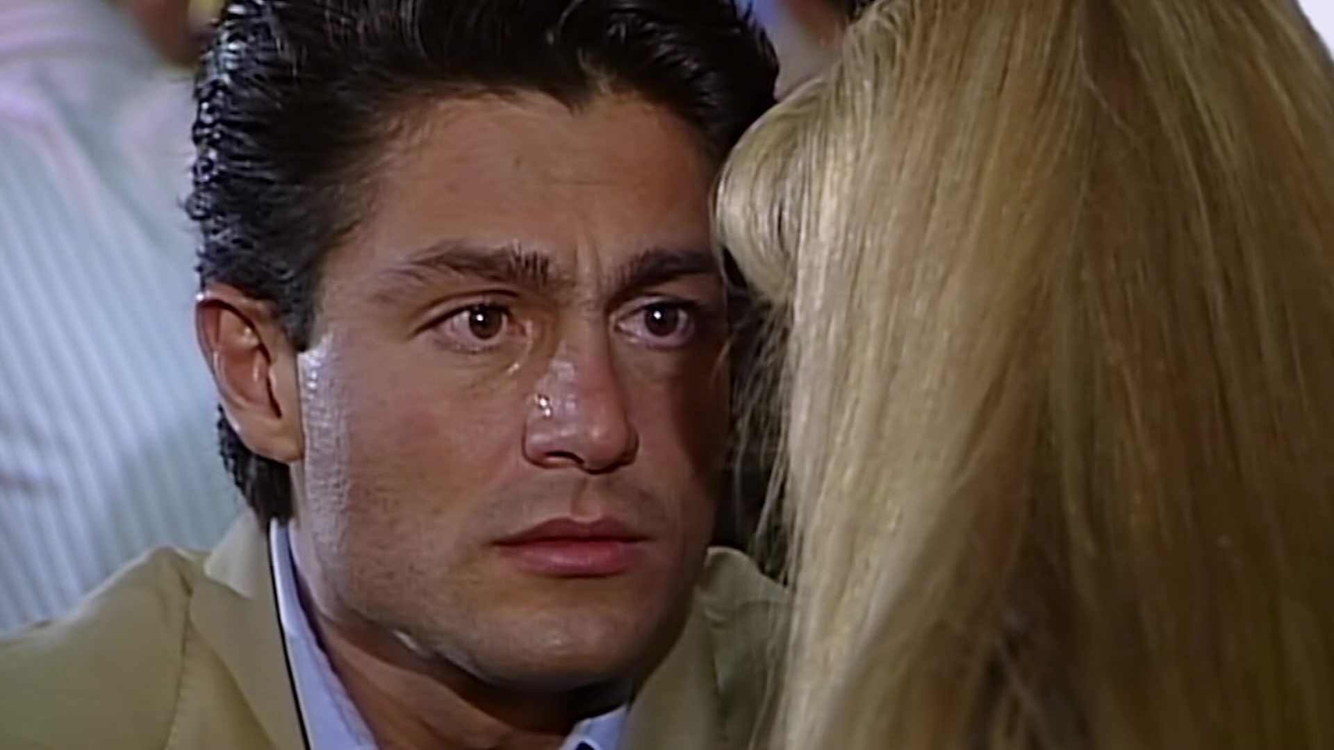 José Armando le propone a Georgina ser su novia | Shows Esmeralda | Las ...