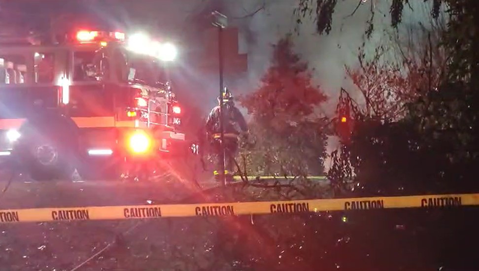 Imágenes: explosión en una casa en Arlington donde intentaban ejecutar ...