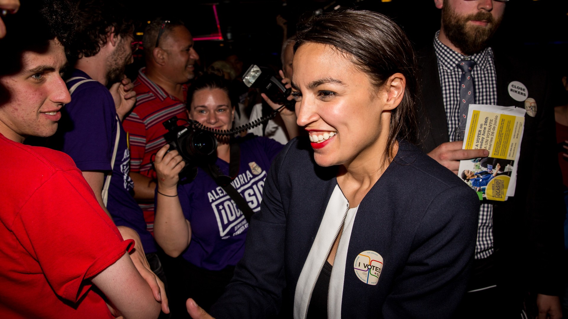 Las claves de la victoria de Alexandria Ocasio, la joven latina que ...