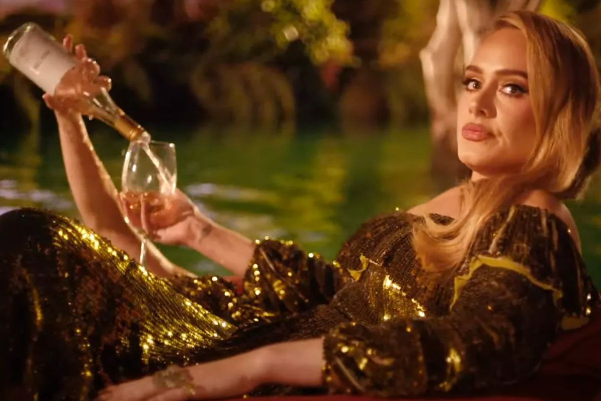 Adele estrena video de ‘I Drink Wine’ y es como los buenos vinos ...