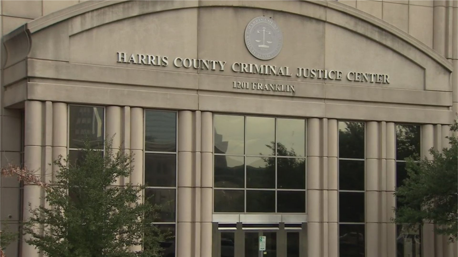 Aprueban recursos para aliviar la acumulación de casos en las cortes ...