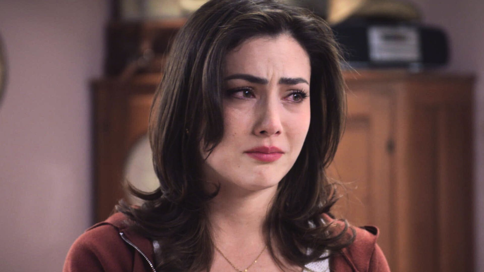 Resumen de Fugitivas capítulo 48 | Novelas Fugitivas | Univision