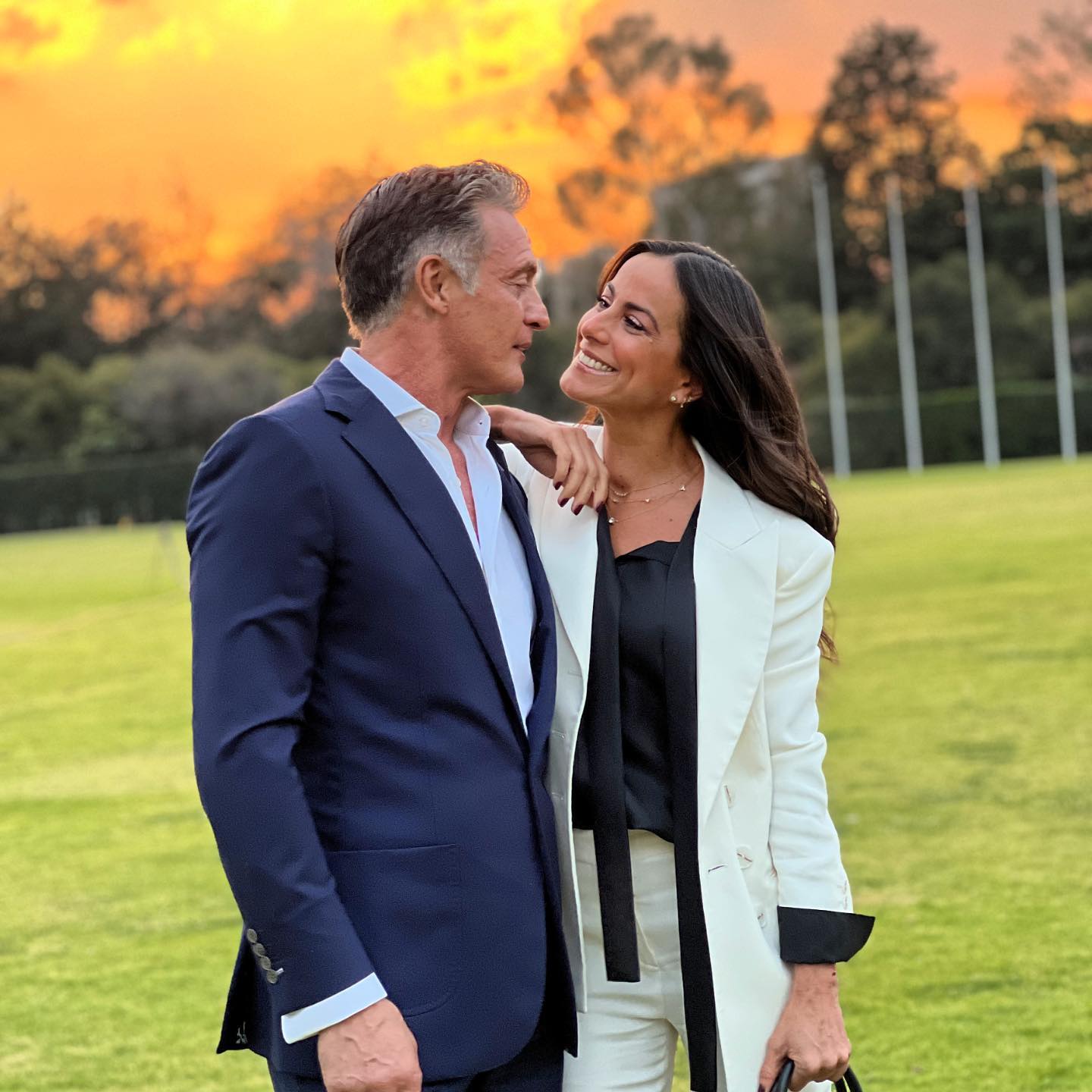 Juan Soler revela cómo se llevan sus hijas con su novia, Paulina ...