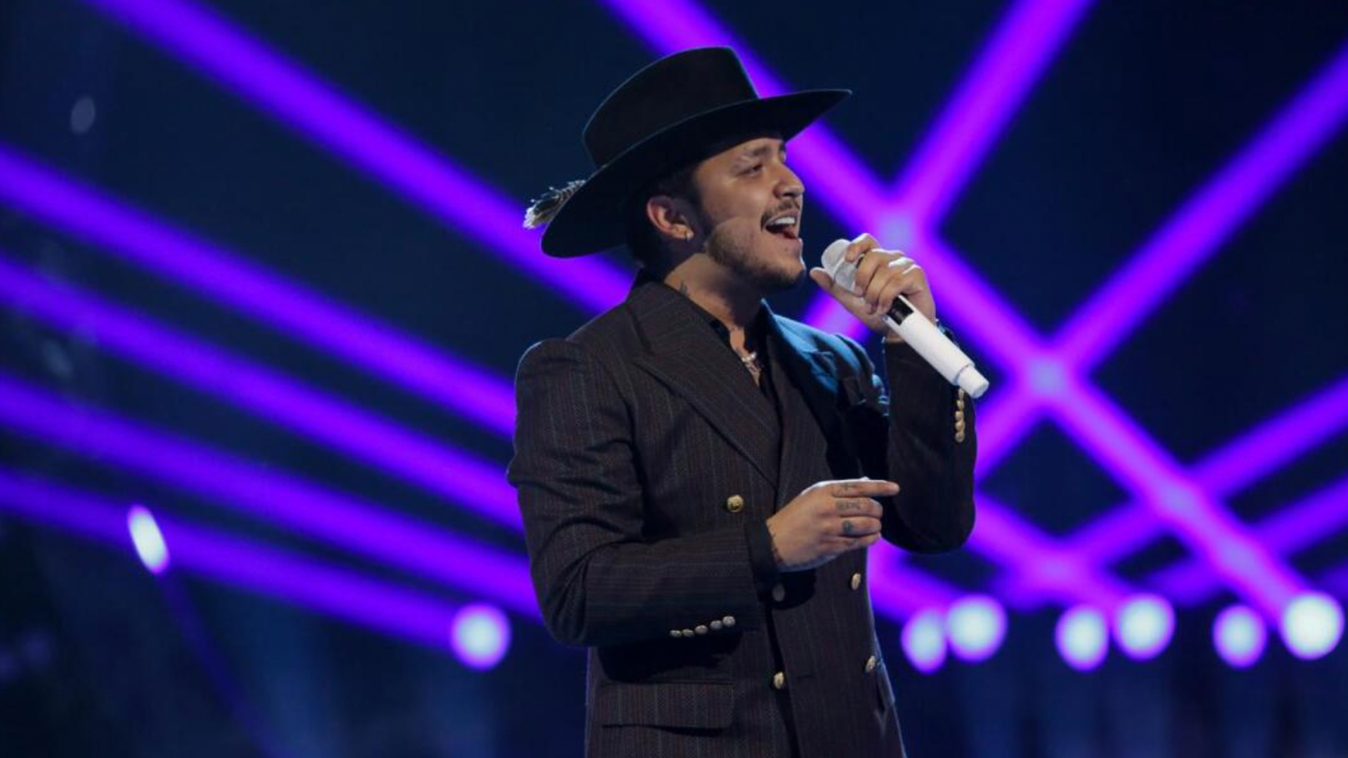 "Atorado todo material respectivo a Christian Nodal": El cantante ...