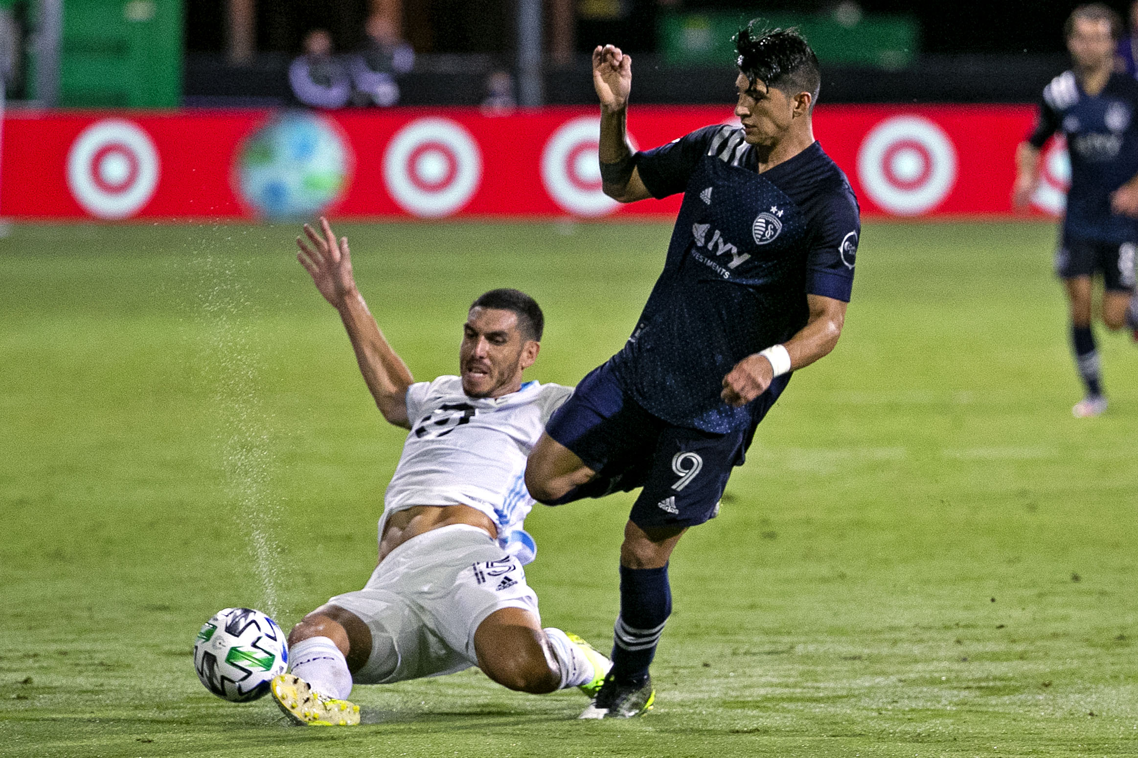 Peter Vermes afirma que es una fortuna contar con Alan Pulido ...