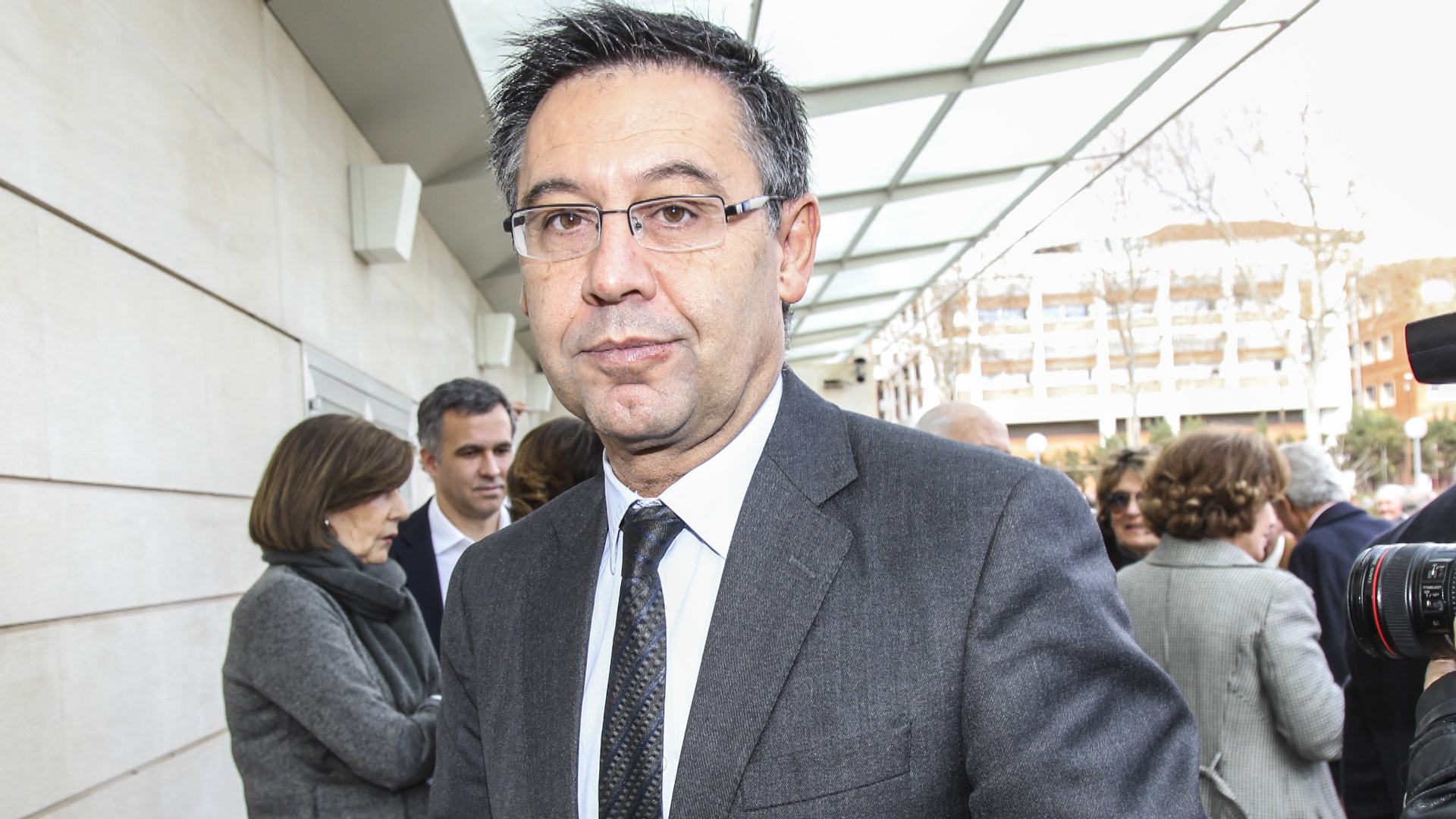 Presidente del Barcelona: "El Clásico se jugará" | Deportes Fútbol ...