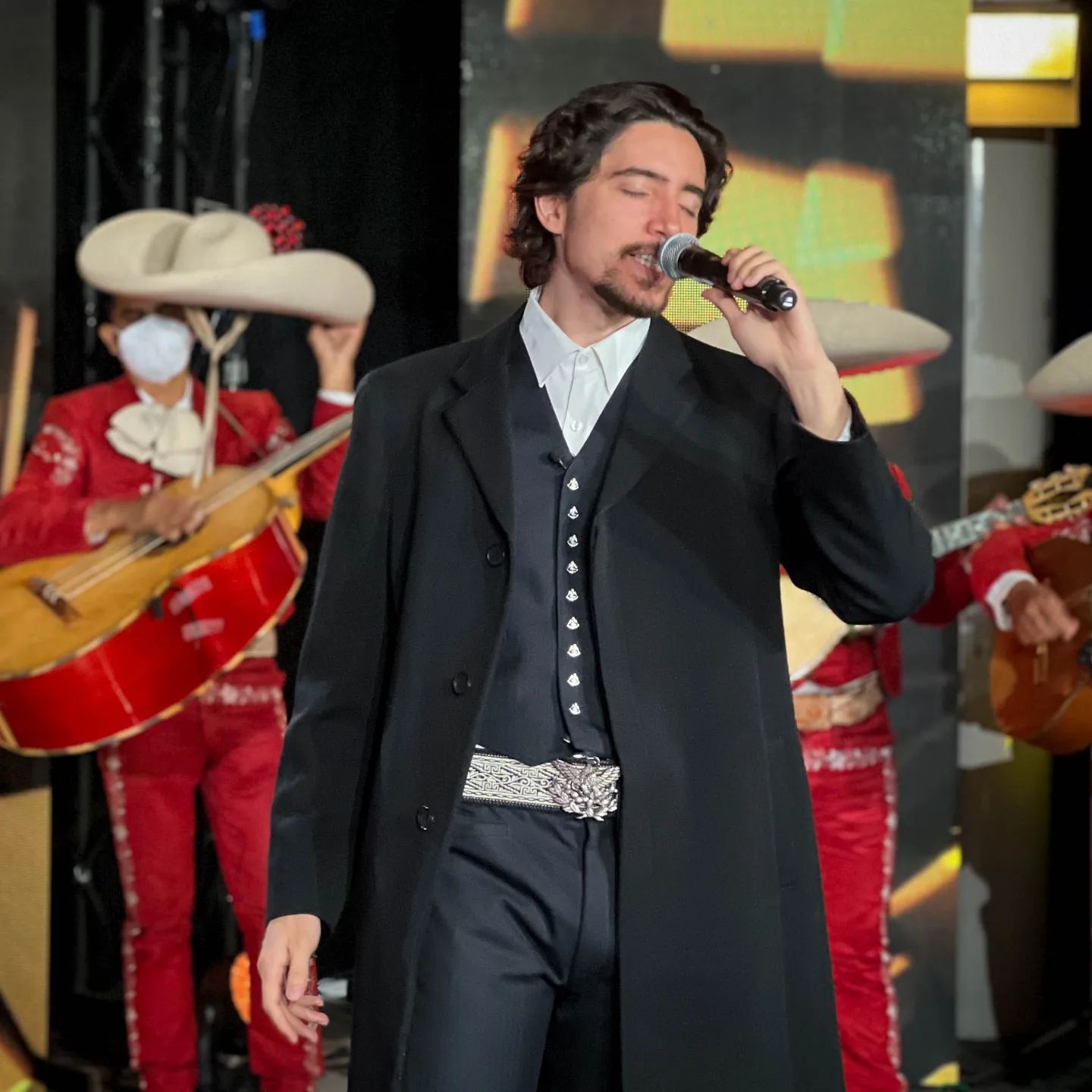 Alex Fernández Jr y Alexia muestran por primera vez el rostro de su ...