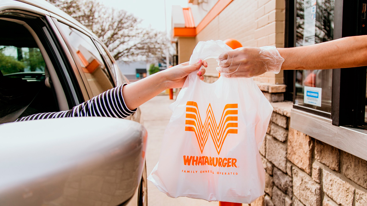 Whataburger se convierte en la 'hamburguesa oficial' de los Dallas ...