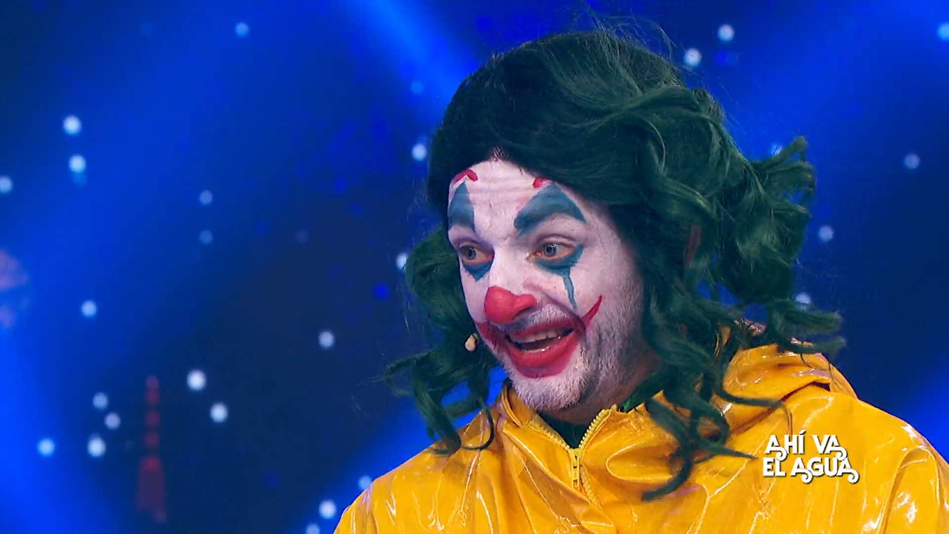 El Joker mojó a todos en 'Ahí va el Agua' | Shows Me caigo de risa | Canal5