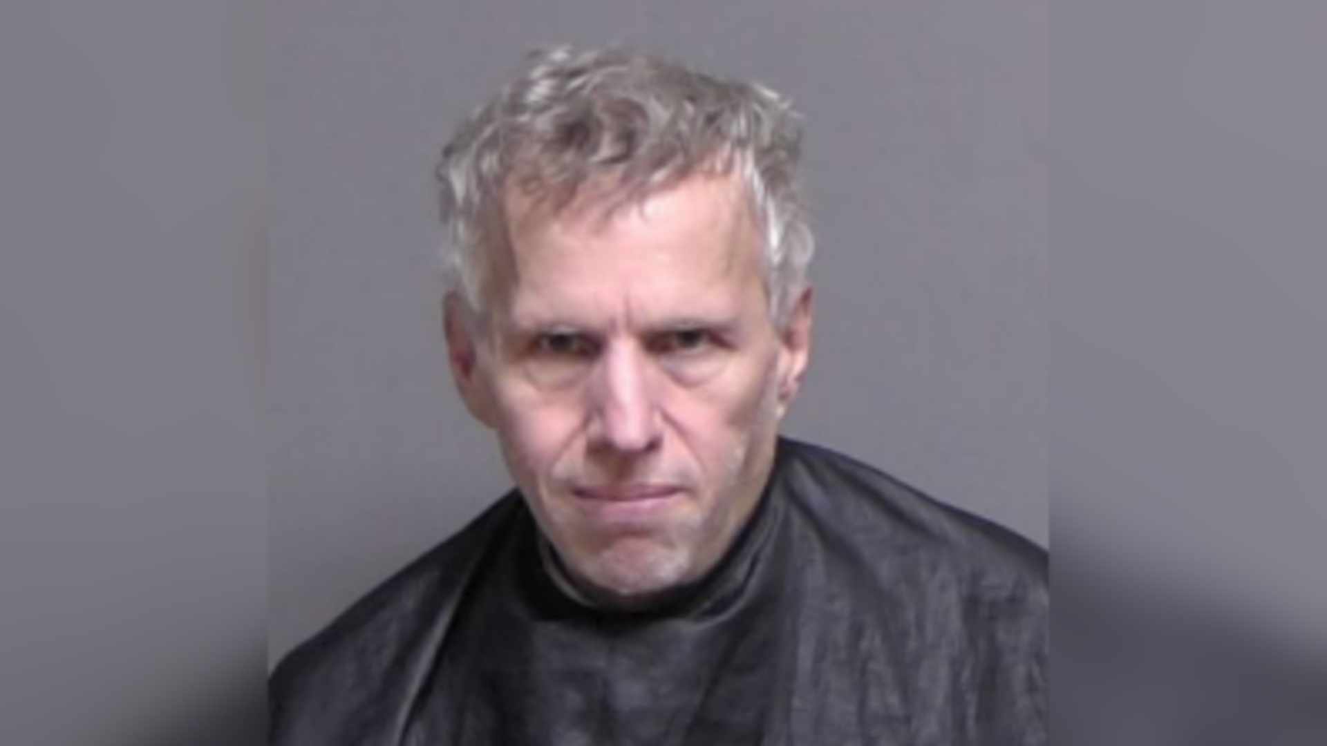 Robert Elliot Goldstein fue arrestado por agresión sexual a niña en un Walmart y golpear a ...