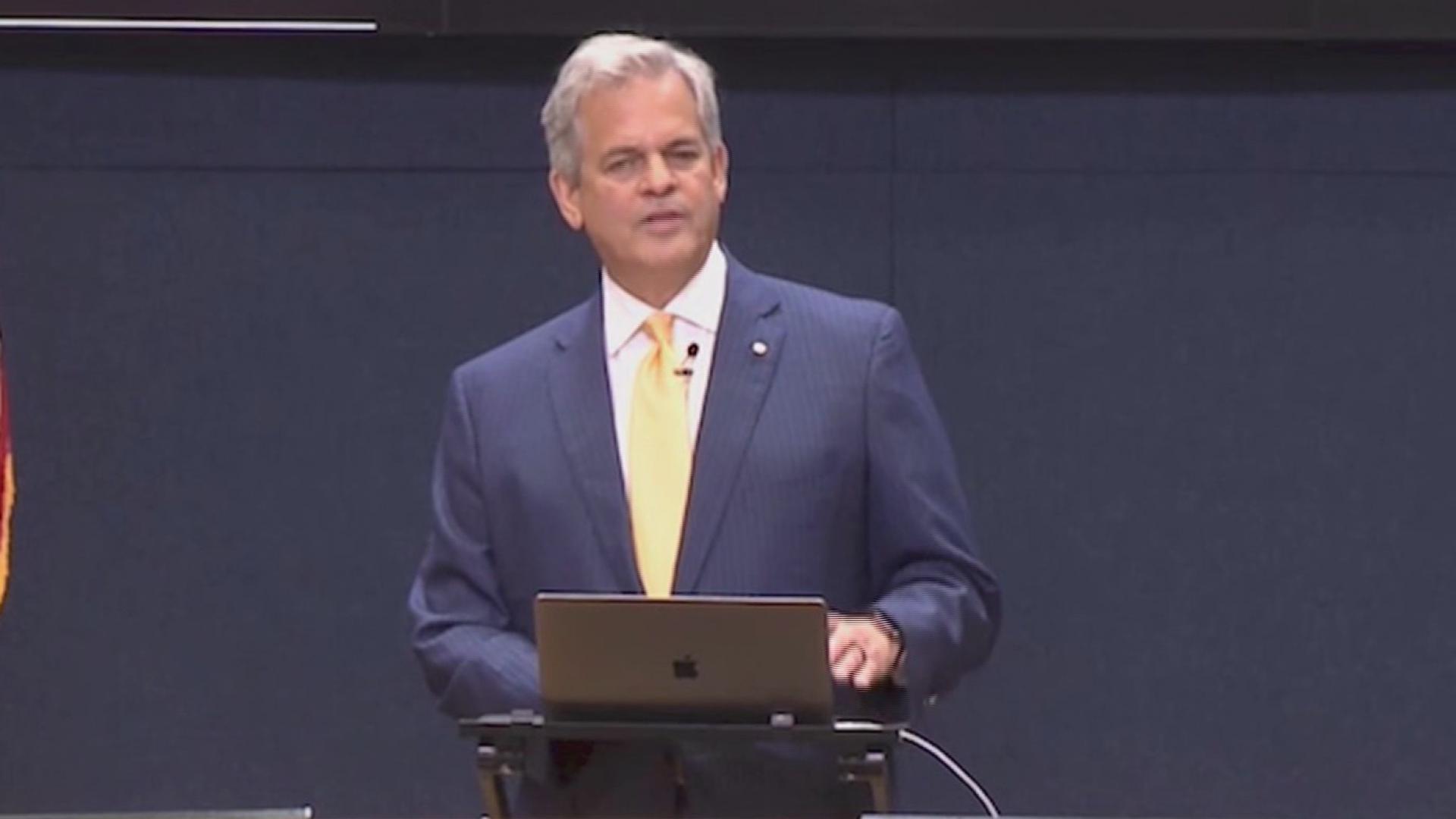 Critican el mandato del alcalde Steve Adler | Video | Univision 62 ...