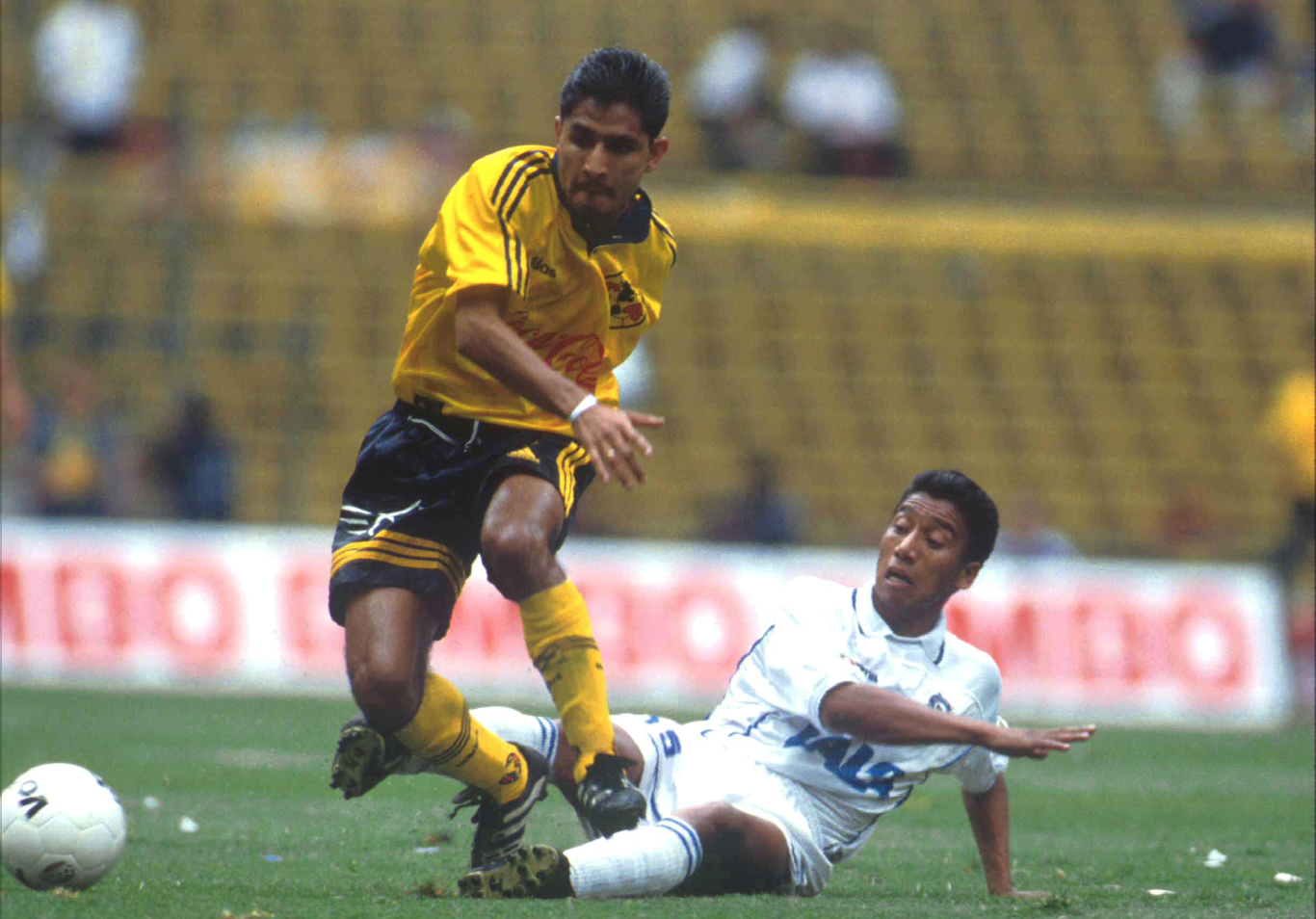 Isaac Terrazas carga contra Ricardo La Volpe | Deportes Liga MX | TUDN ...