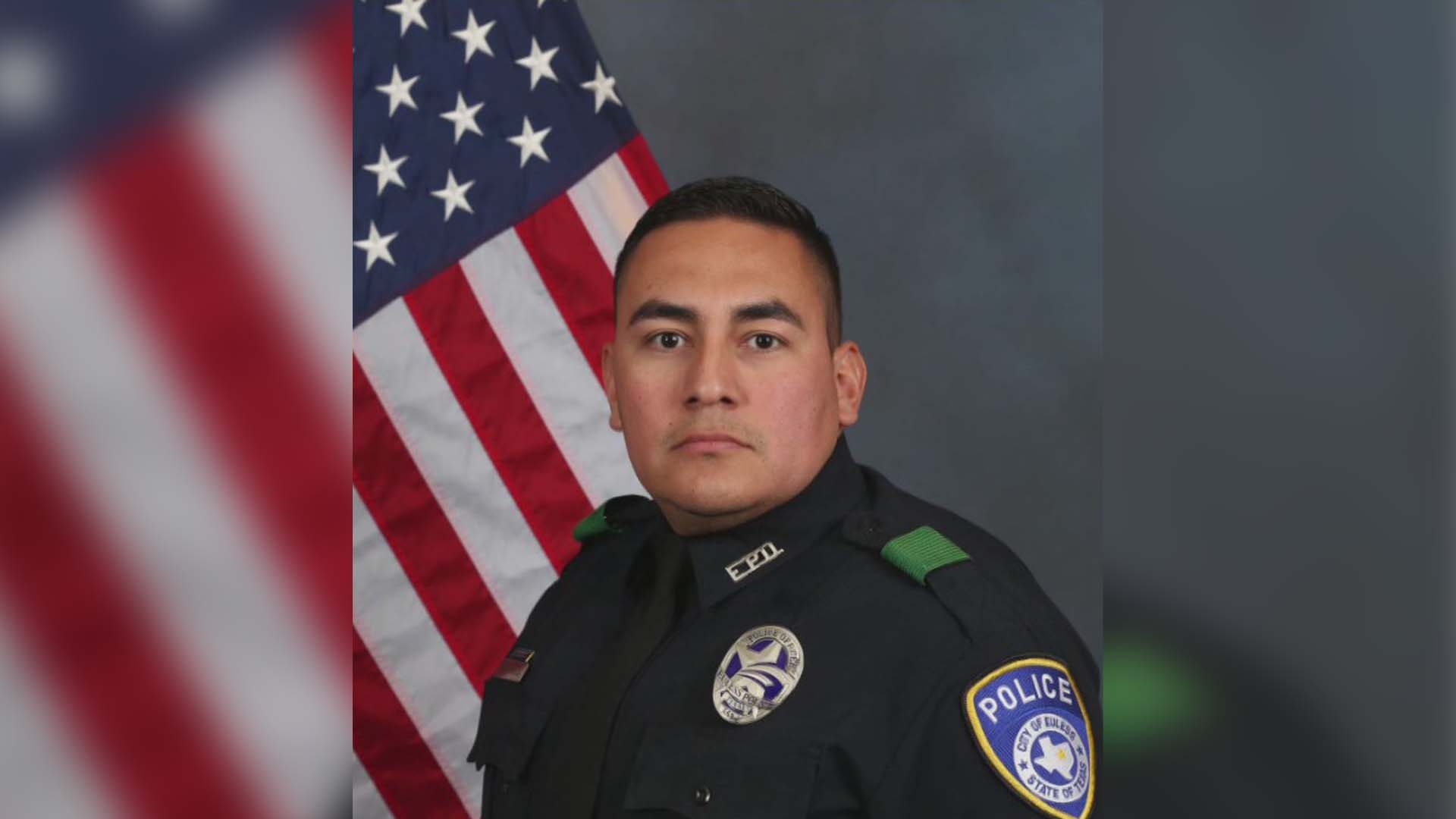 Buscan donativos para la familia del oficial Alex Cervantes de Euless ...