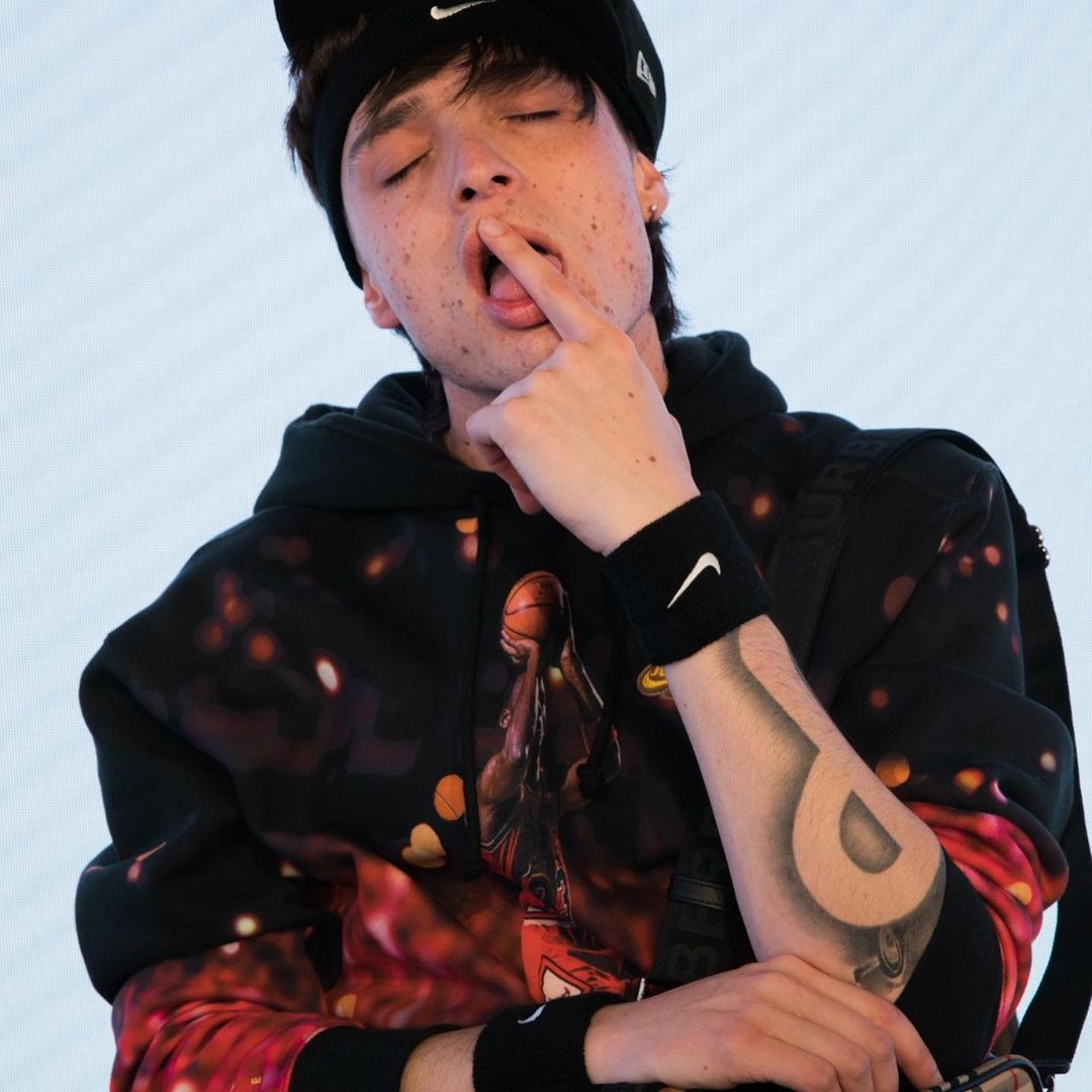 Peso Pluma: ¿Cómo surgió 'Sembrando', su nuevo sencillo y disco ...