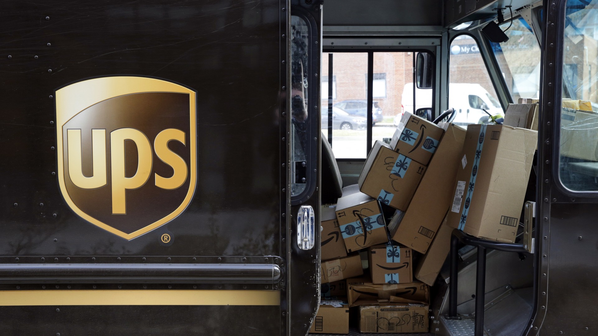 UPS estima que 1.9 millones de paquetes serán procesados en el Día ...