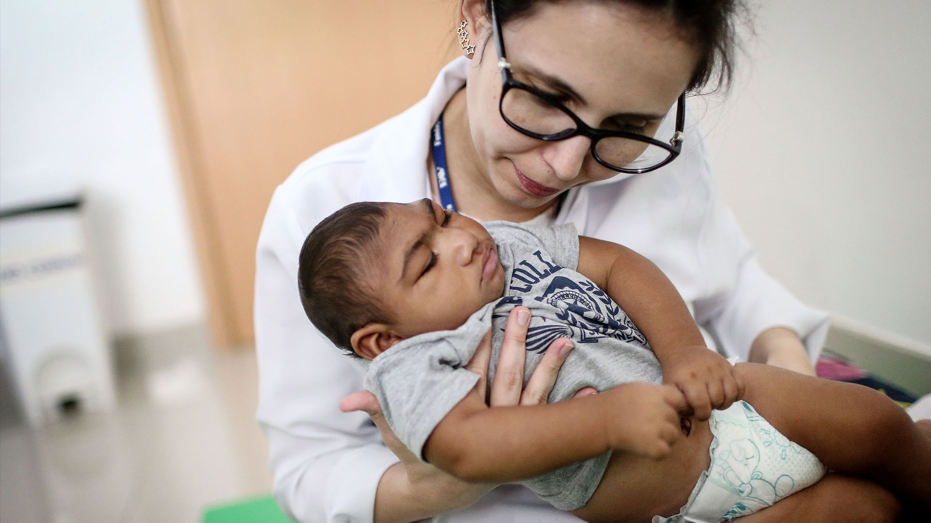 Nacen dos bebés con microcefalia en California, los primeros casos en ...