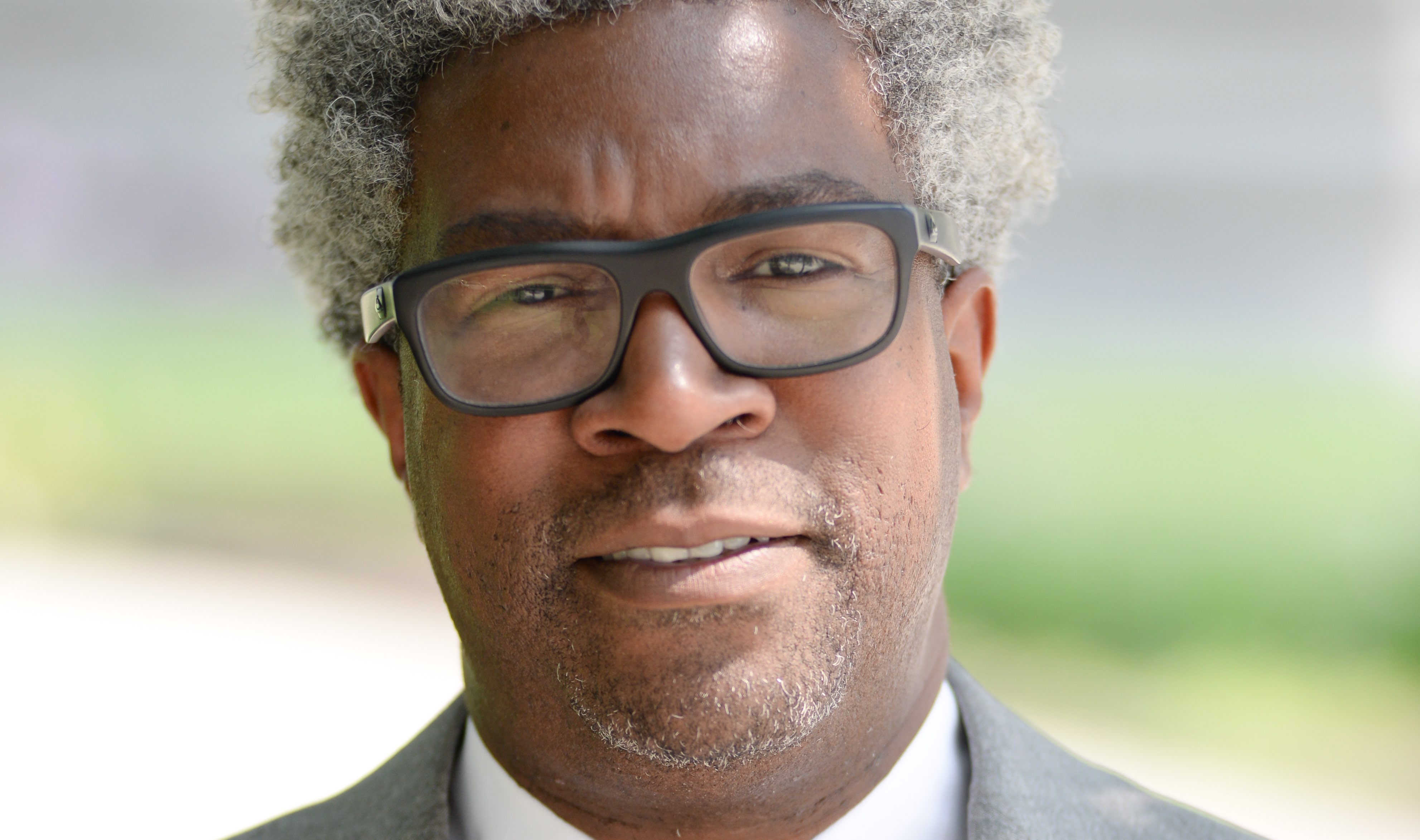 El encuestador de Obama, Cornell Belcher:"Si Clinton no consigue ...