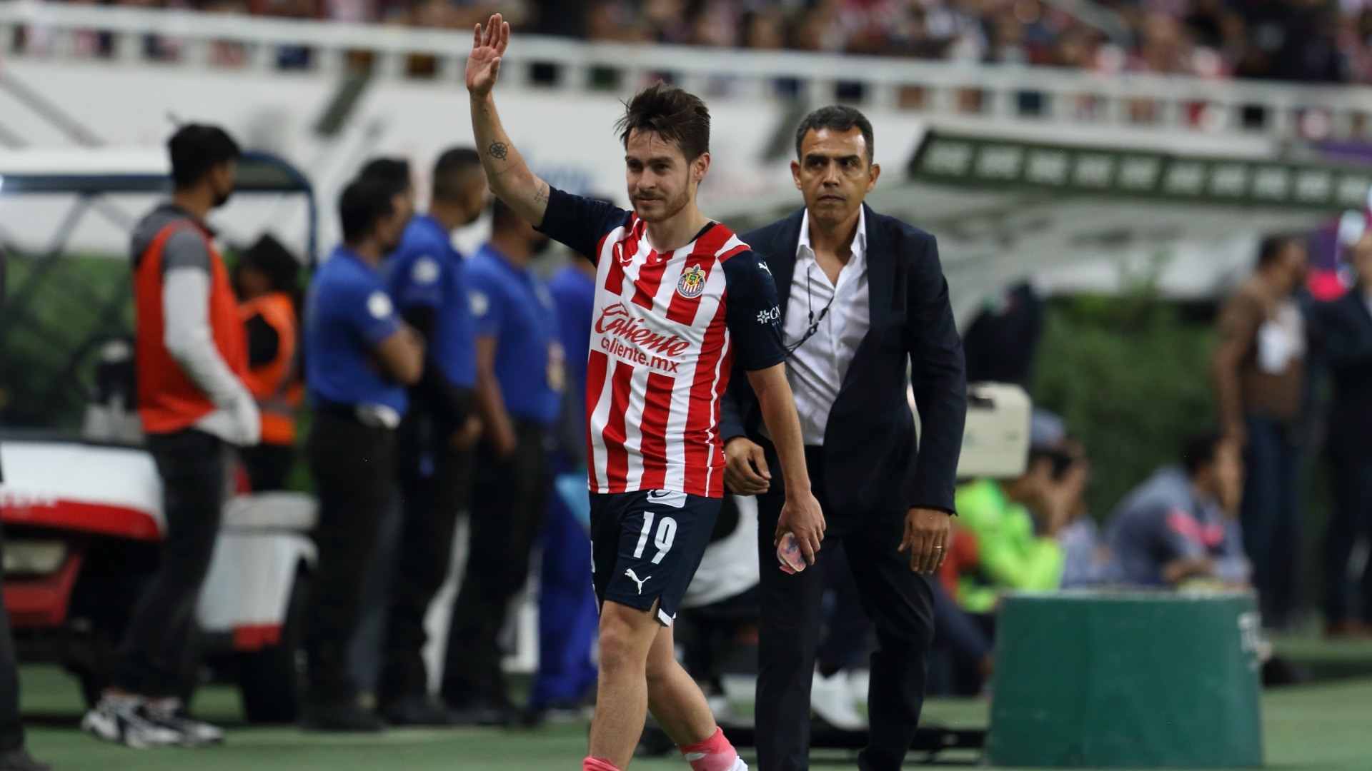 ¿Quién para suplir en Chivas a ‘Canelo’ Angulo frente al Atlas? | TUDN ...