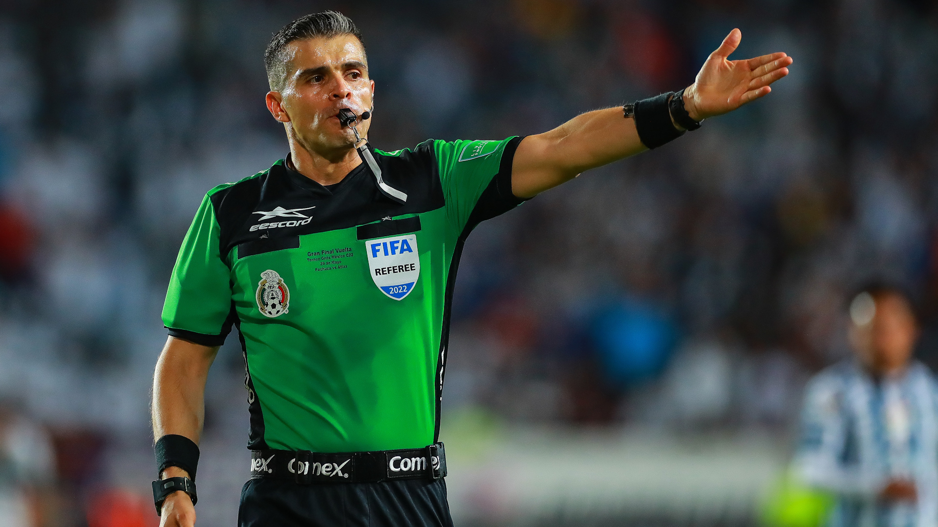 Árbitro Fernando Hernández recibe sanción de 12 partidos de suspensión ...