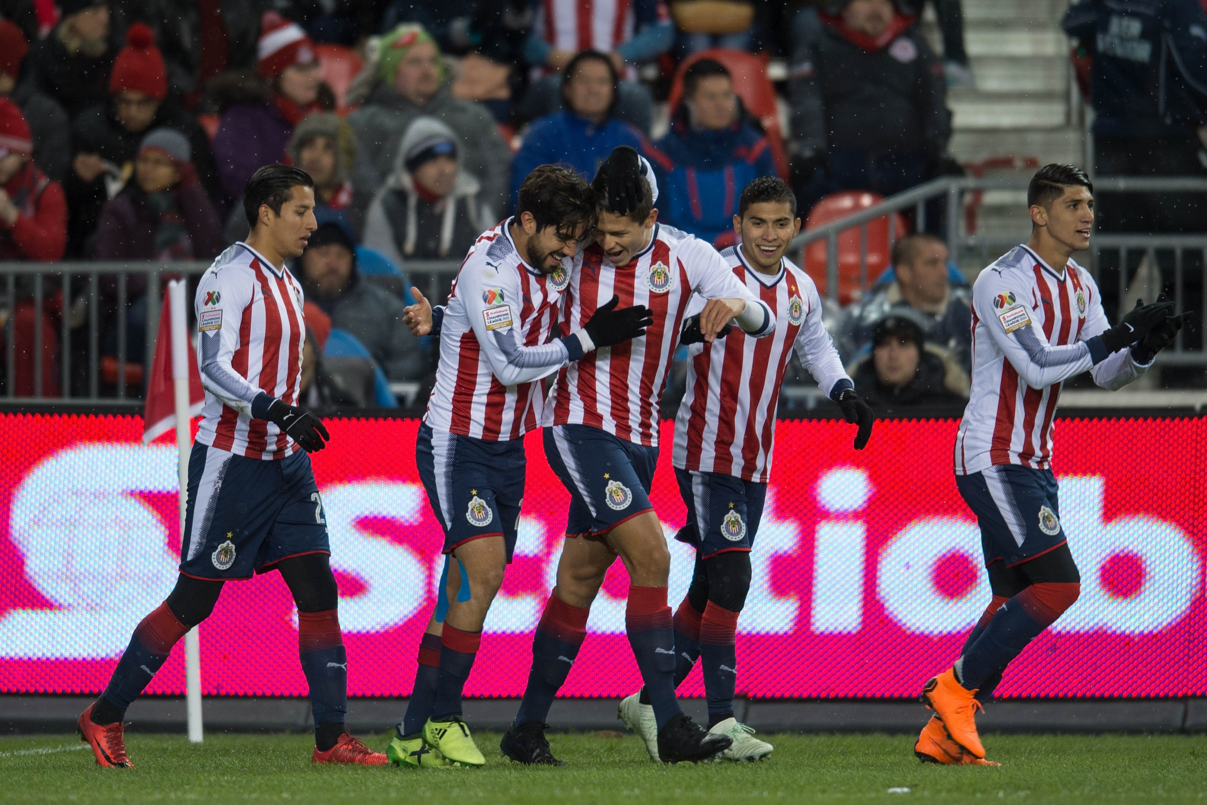 En fotos: Chivas venció 1-2 en ida a Toronto en final y sueña con ...