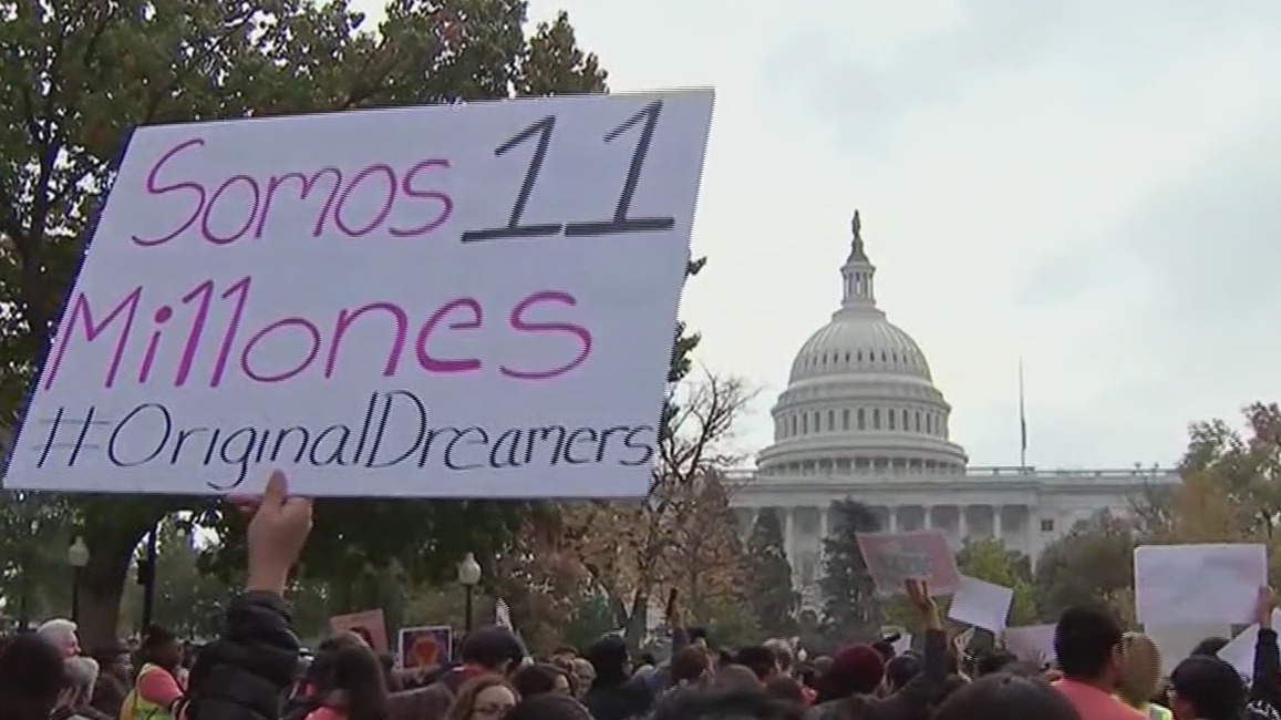 ¿Qué significa el fallo más reciente del juez respecto a DACA? | Video ...