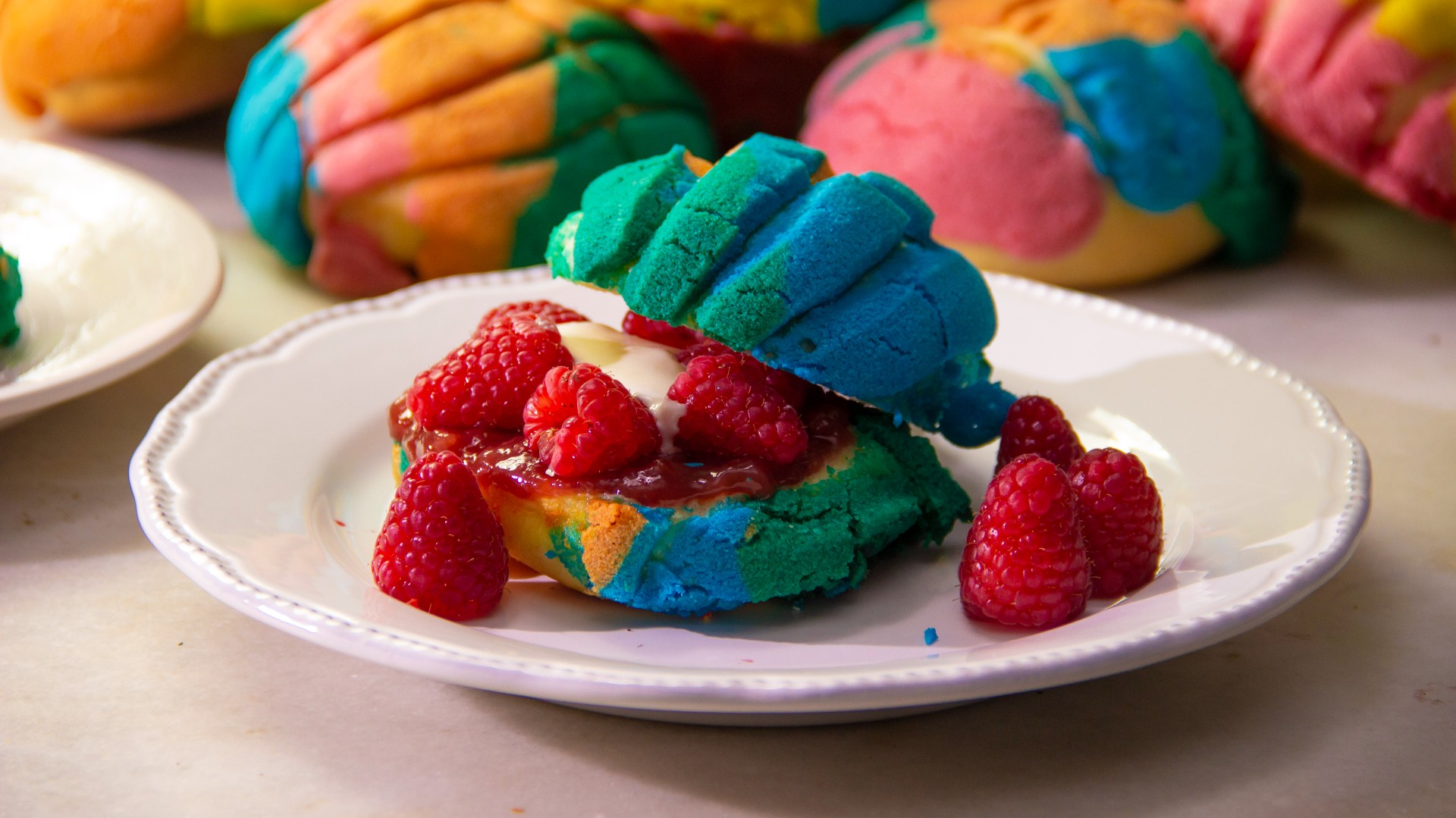 Conchas rellenas de frutos rojos caseras para hacer con los niños ...