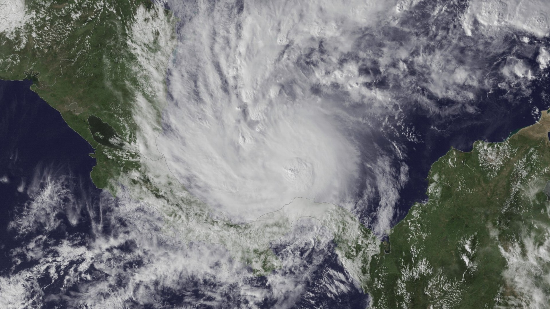Tormenta tropical Otto deja al menos 4 personas muertas en Panamá ...
